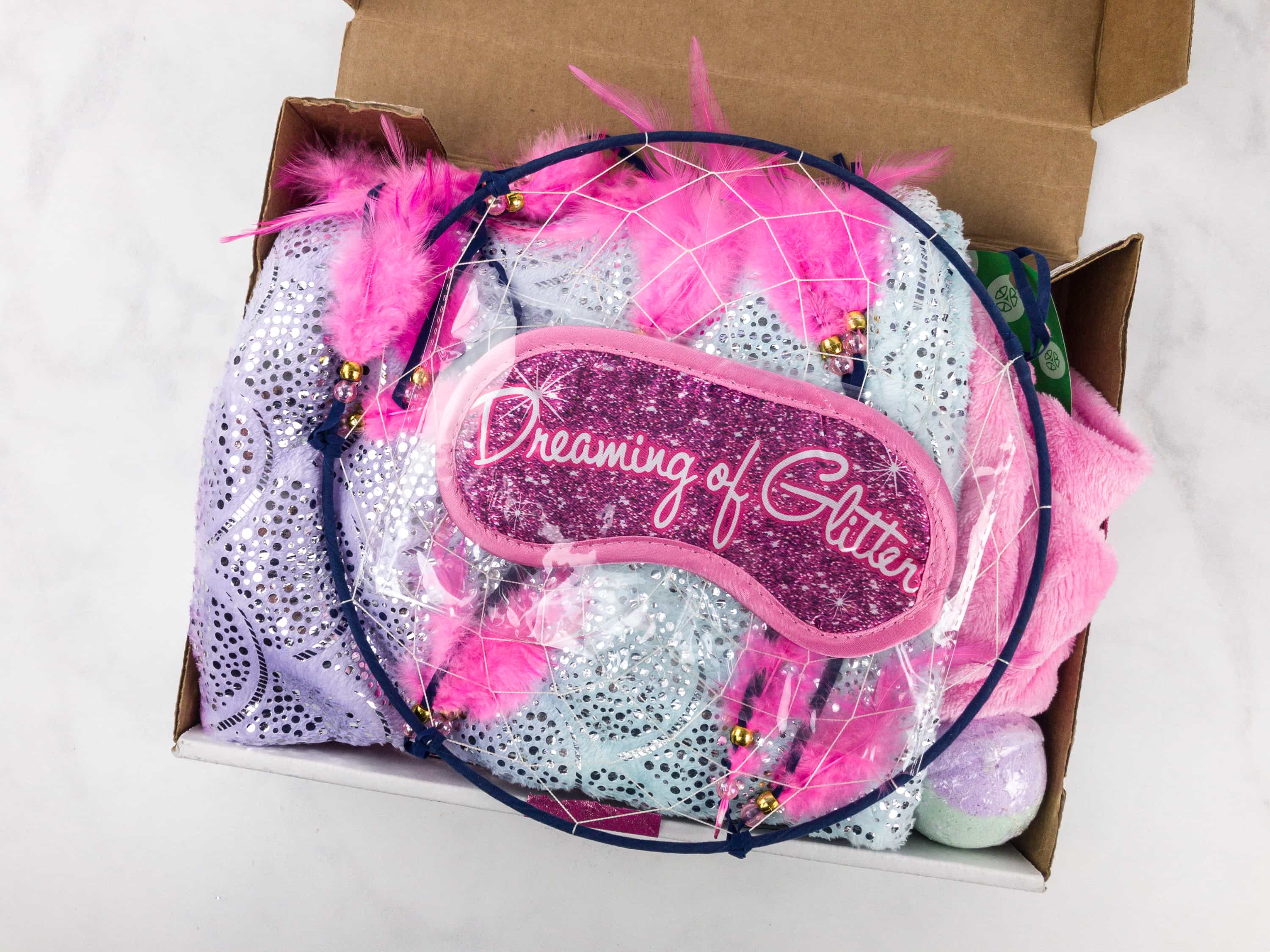 Royalty Packs October 2017 Subscription Box Review + Coupon! - Hello ...