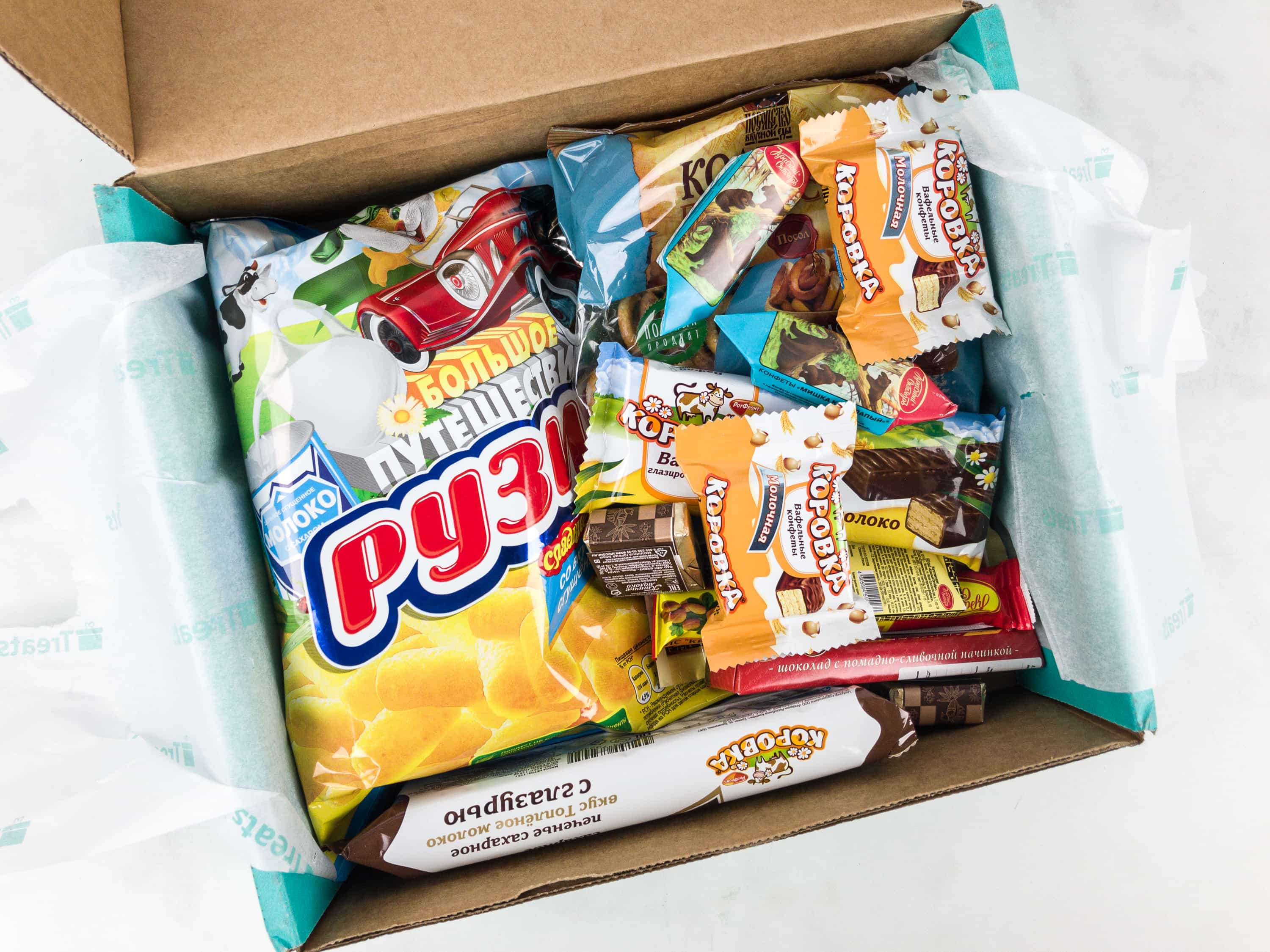 Treats Box October 2017 Review & Coupon - Russia - Hello Subscription