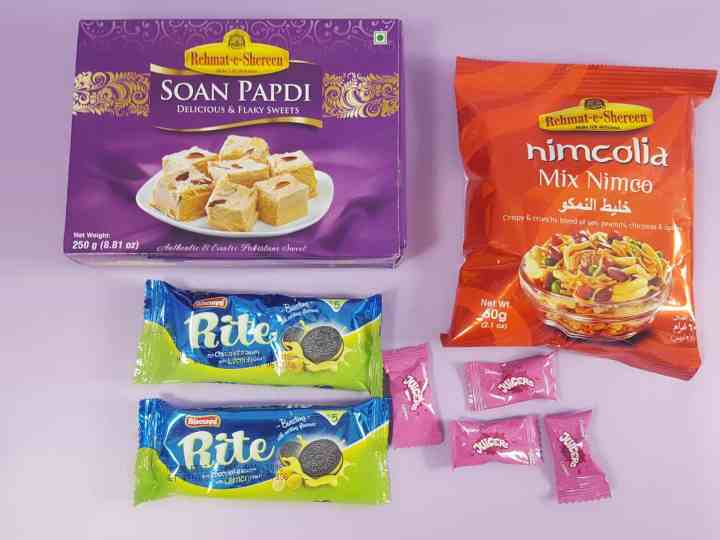 Universal Yums September 2017 Subscription Box Review - Pakistan ...