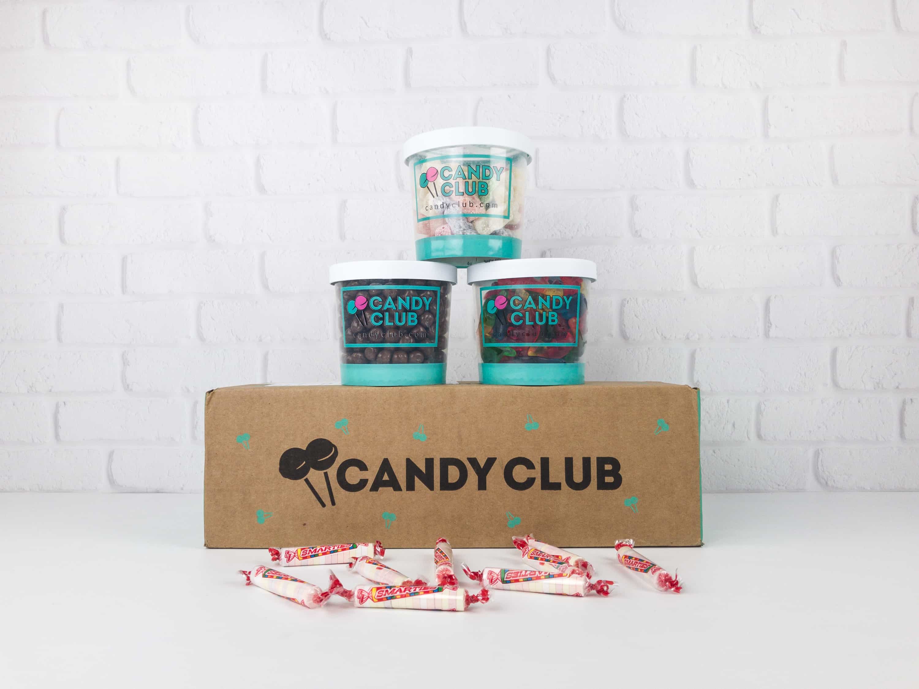 Candy Club Subscription Box Review + 50% off Coupon - November 2017 ...