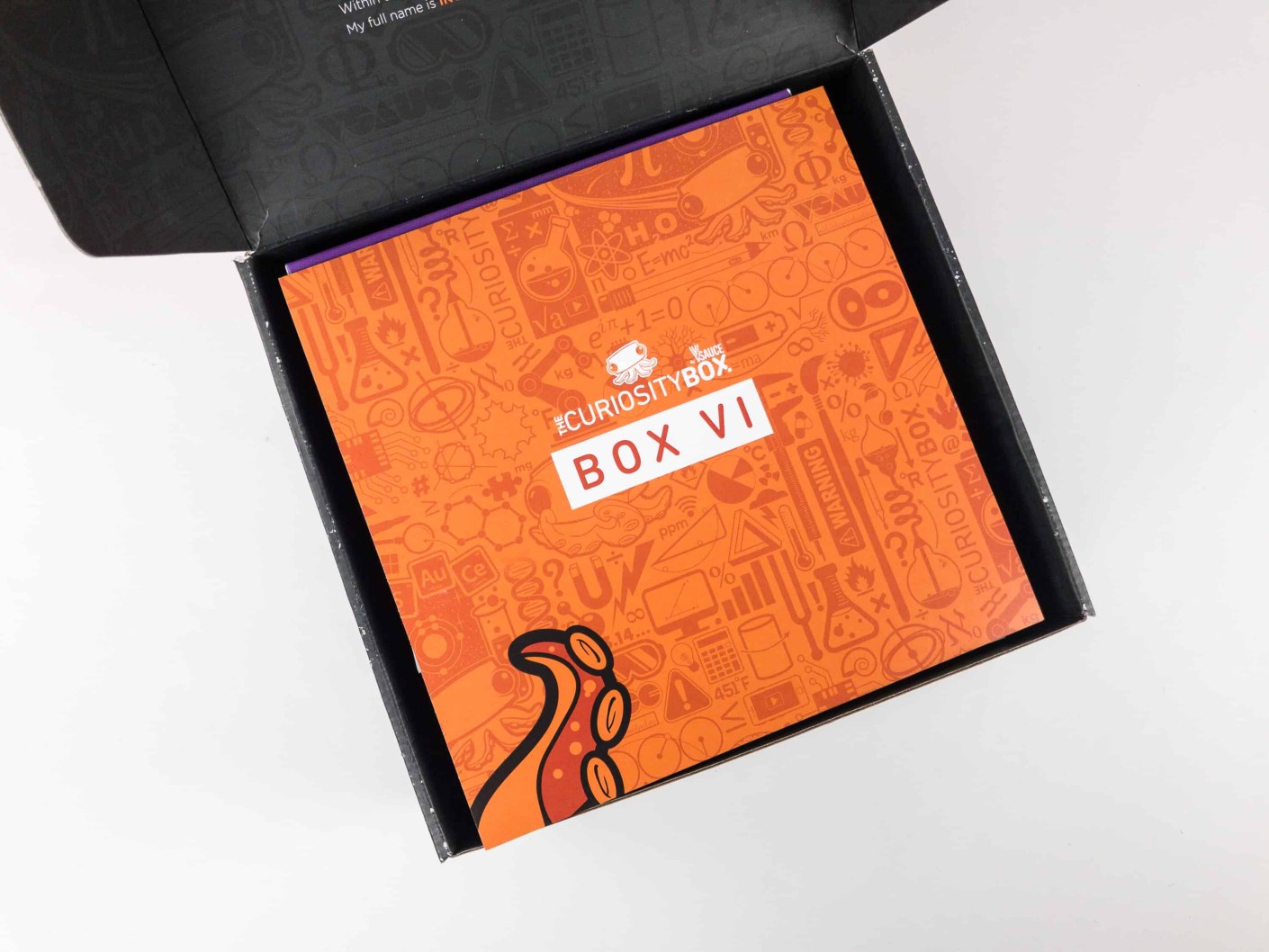 The Curiosity Box by VSauce Subscription Box Review - Fall 2017 - Hello ...