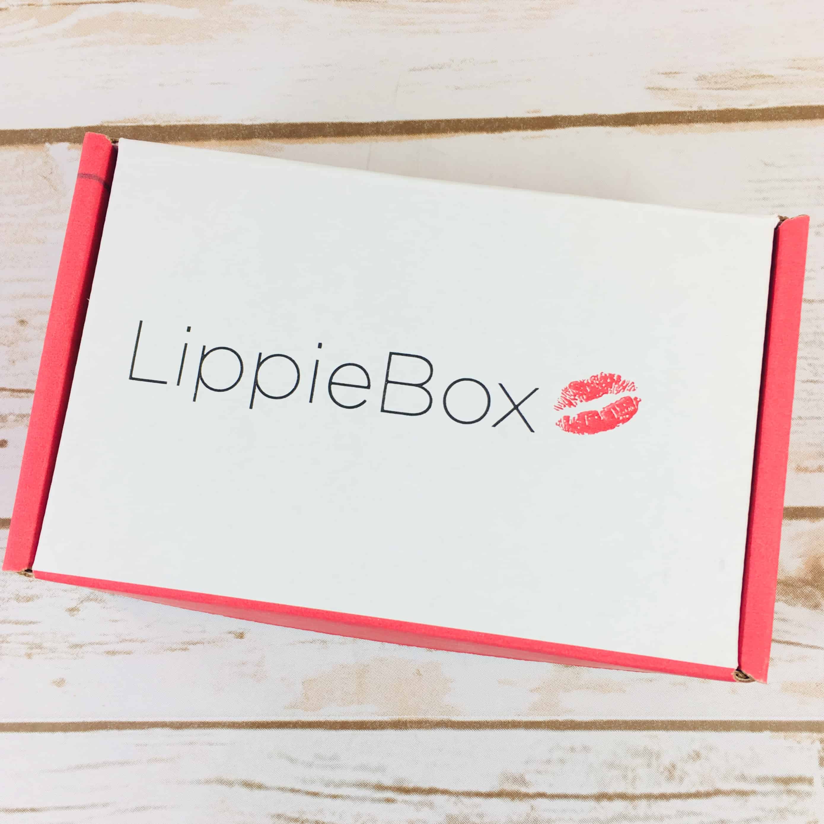LippieBox Subscription Box Review - December 2017 - Hello Subscription