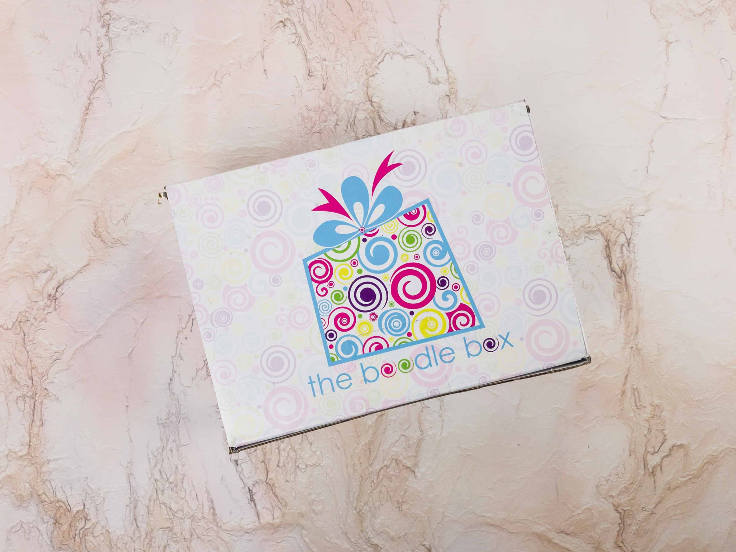 Boodle Box December 2017 Subscription Box Review - Tweens - Hello ...