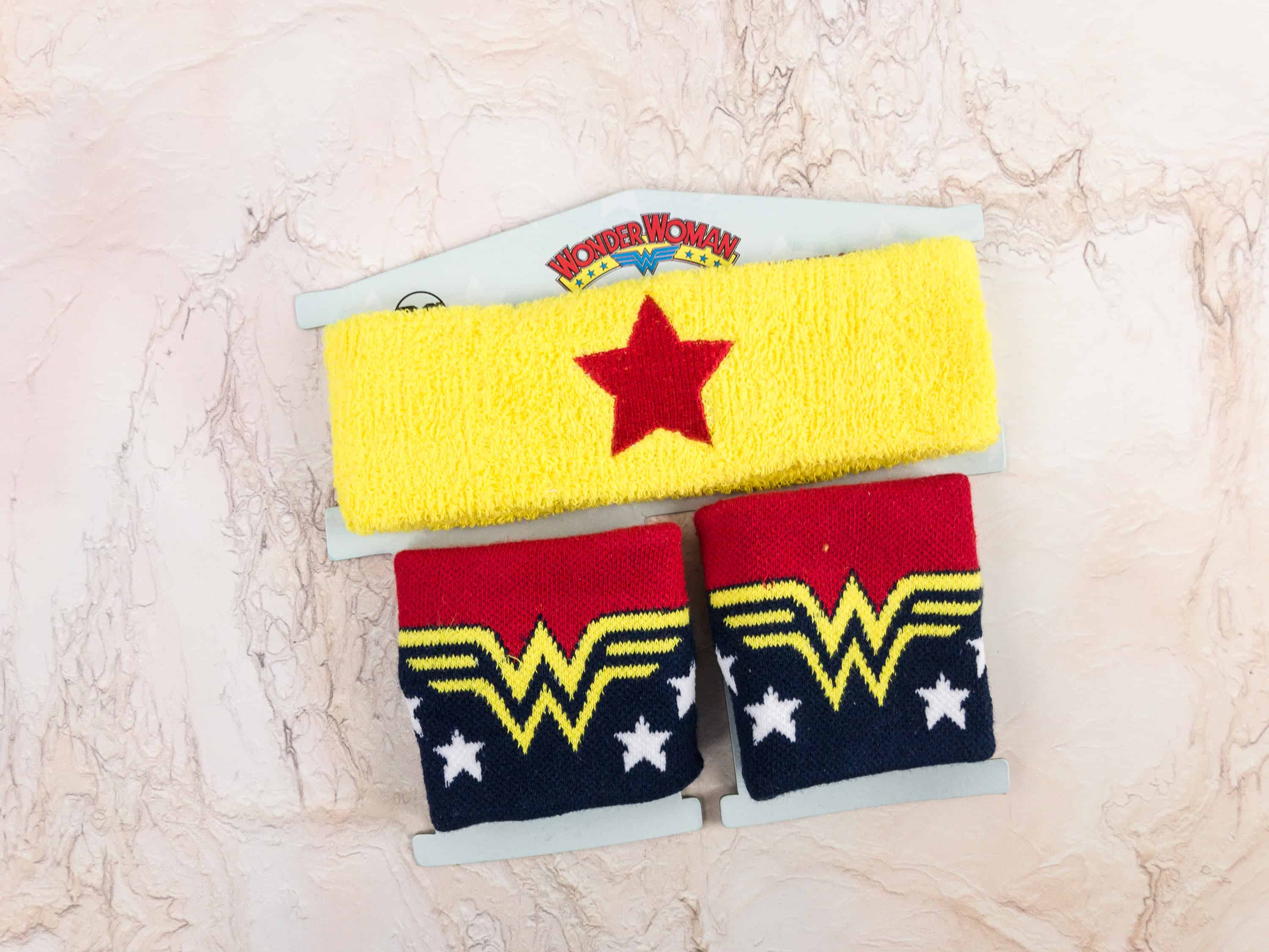 DC Comics World’s Finest: The Collection Winter 2017 Box Review ...