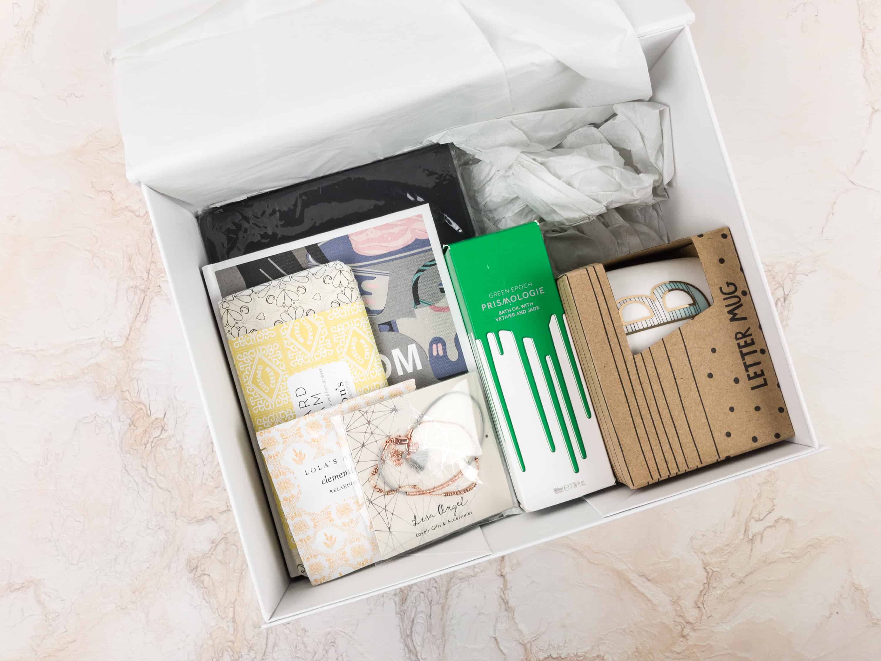 Moi-Même Winter 2017 Subscription Box Review - The Happiness Box ...