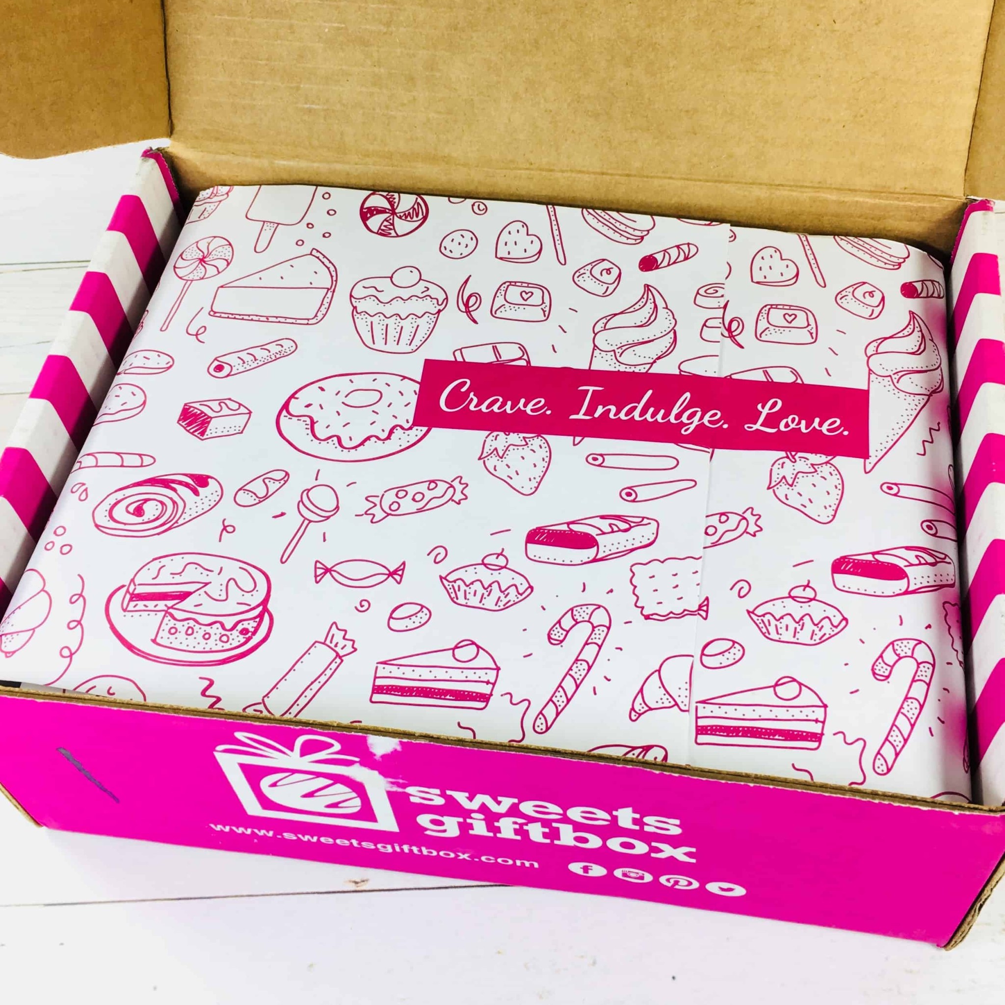Sweets Gift Box February 2018 Subscription Box Review + Half Off First ...
