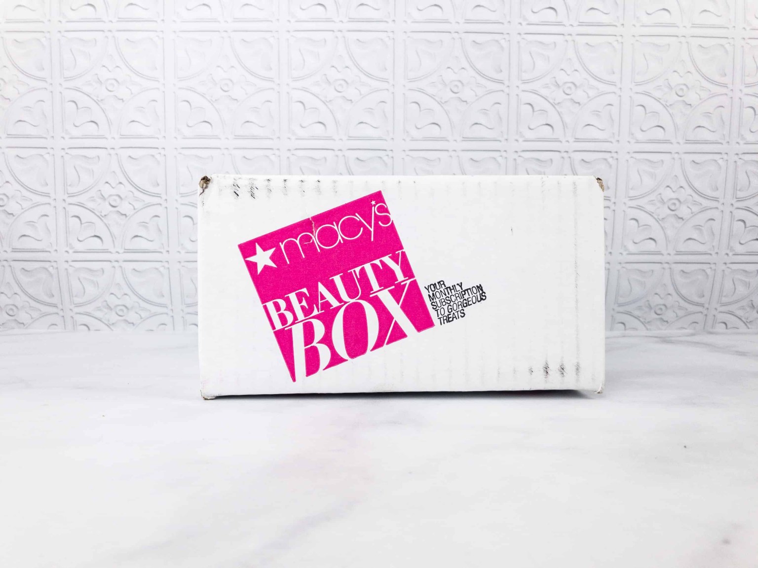 Macy's Beauty Box March 2018 Subscription Box Review - Hello Subscription