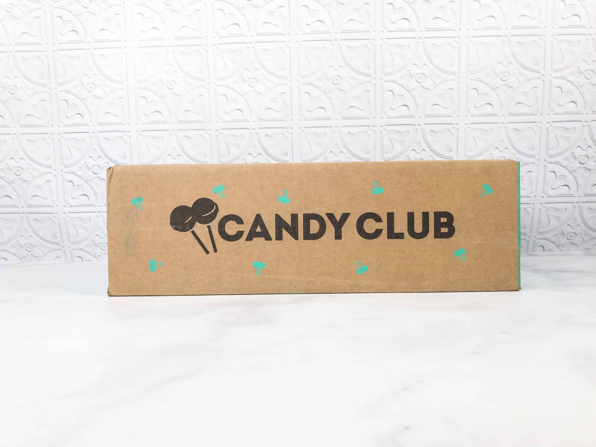 Candy Club Subscription Box Review + 50% off Coupon - March 2018 ...