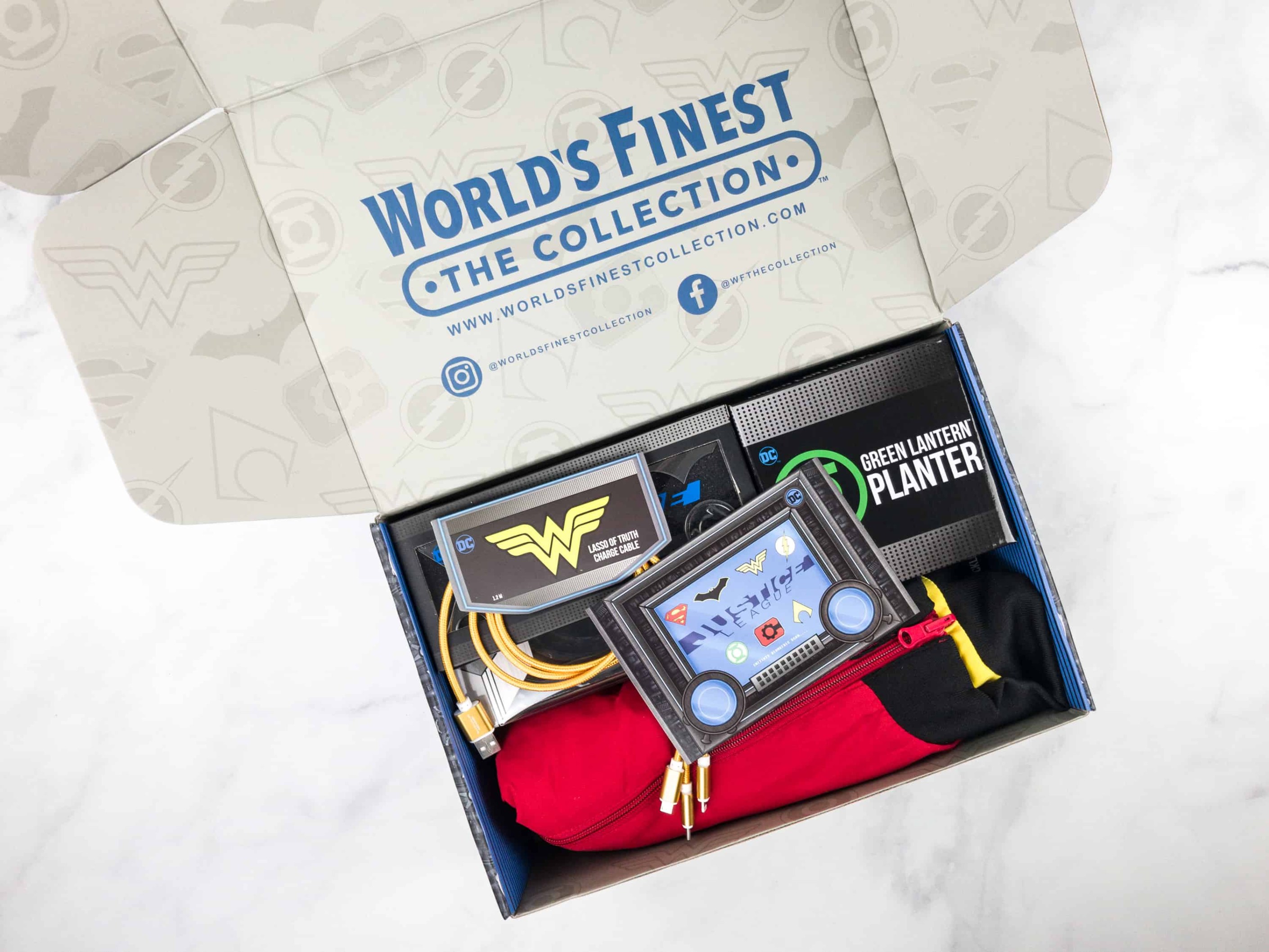 DC Comics World’s Finest: The Collection Spring 2018 Box Review ...