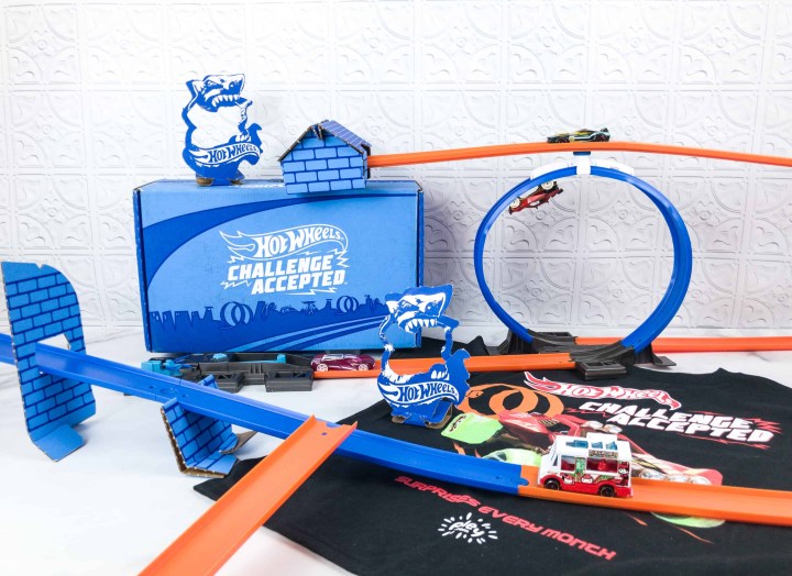 Hot Wheels Challenge Accepted PleyBox April 2018 Subscription Box ...