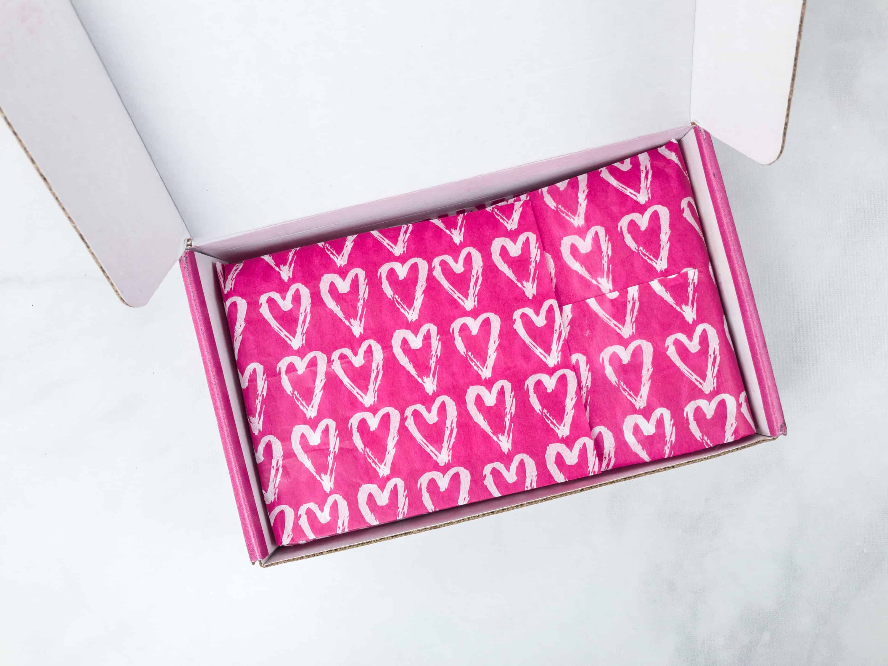 Royalty Packs May 2018 Subscription Box Review + Coupon! - Hello ...