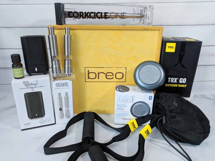 Breo Box Subscription Box Review + Coupon - Summer 2018 - Hello ...