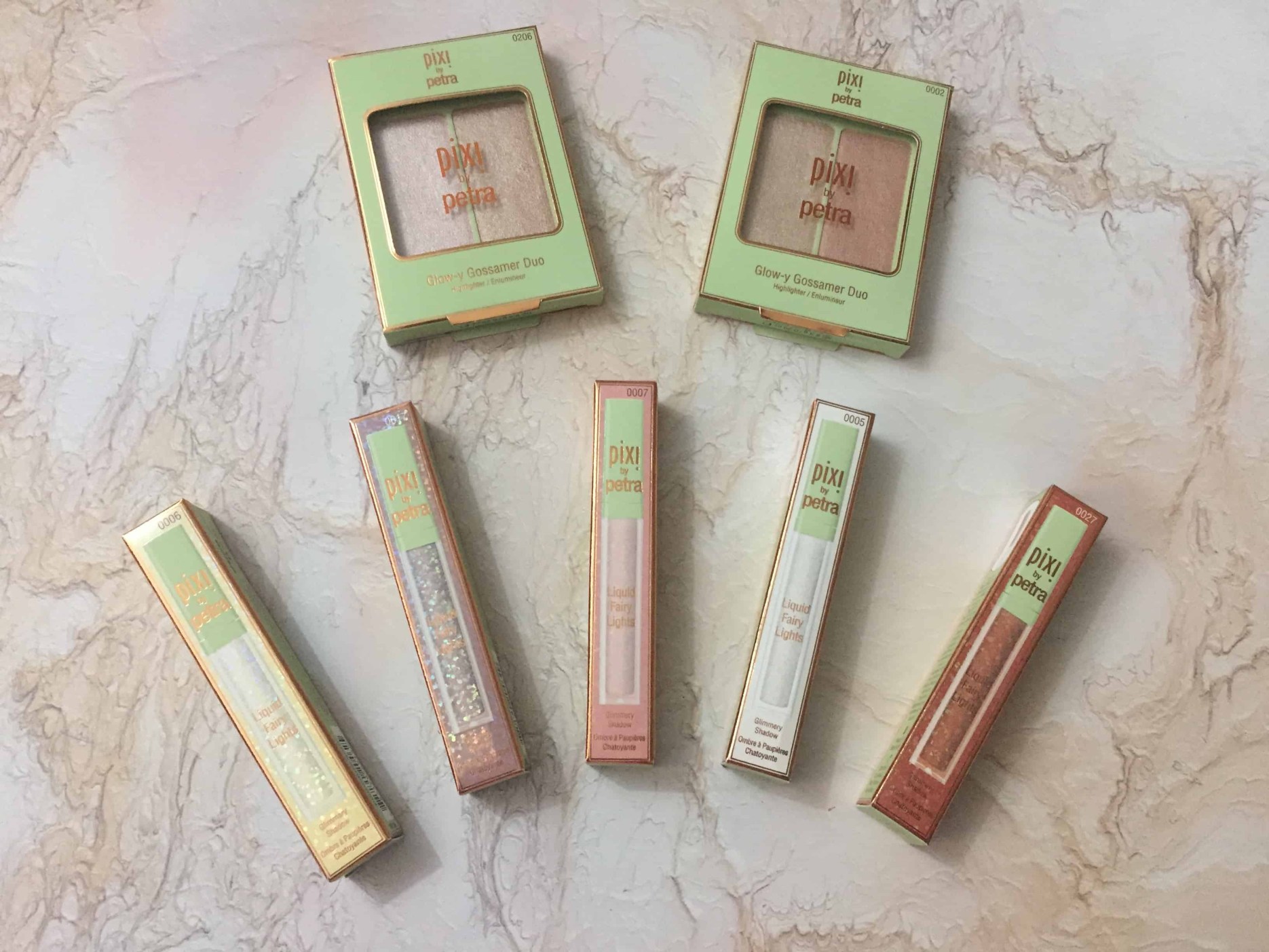 Pixi Beauty Review - Glow in a Box - Hello Subscription