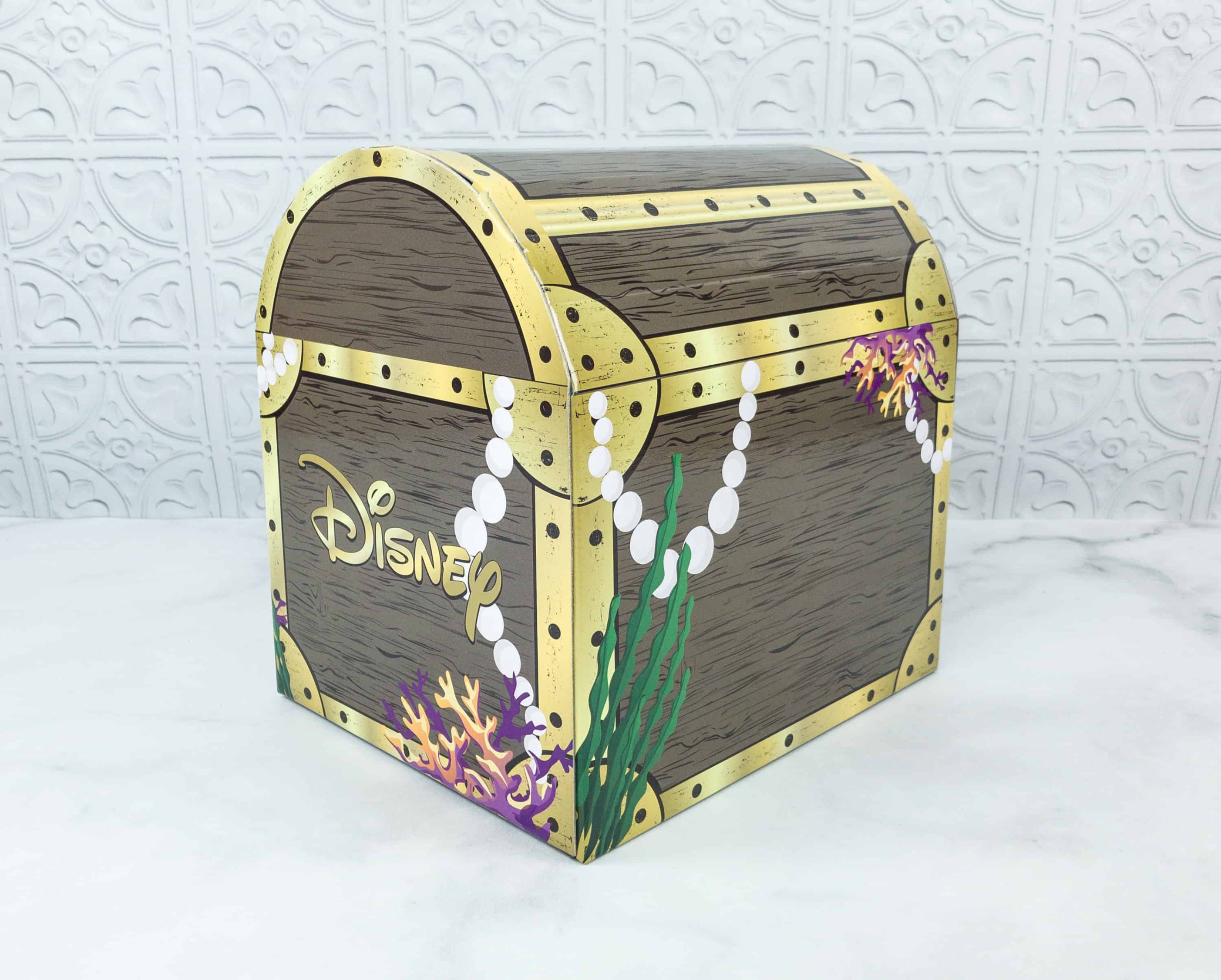 Disney Treasures July 2018 Subscription Box Review - Hello Subscription