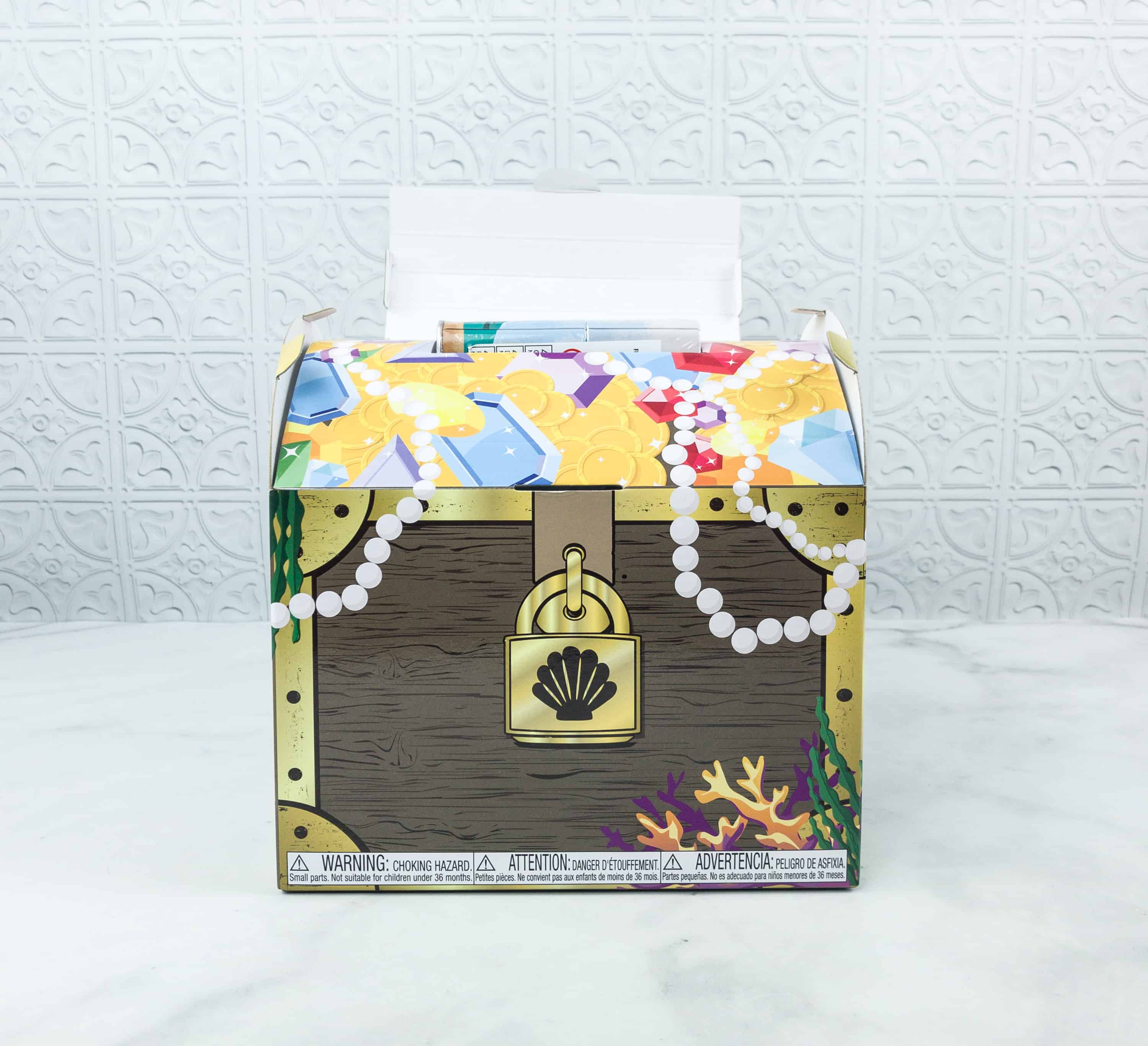 Disney Treasures July 2018 Subscription Box Review - Hello Subscription