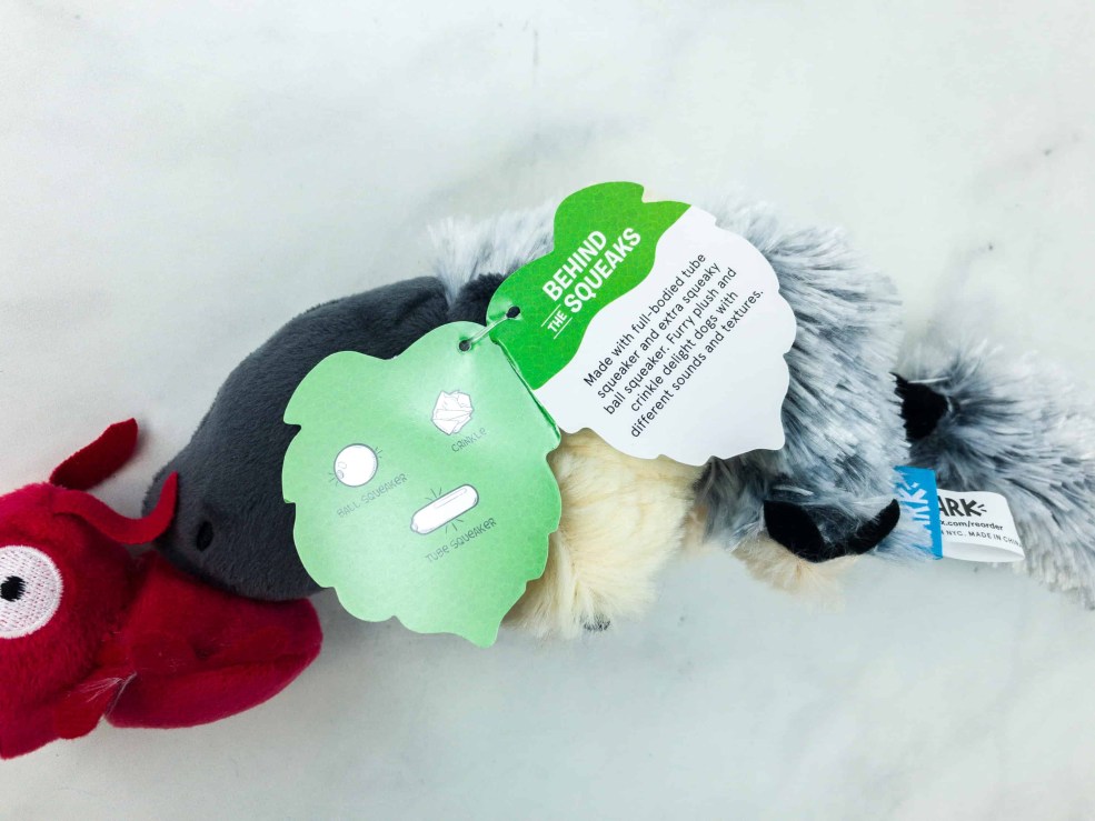 Barkbox August 2018 Subscription Box Review + Coupon - hello subscription