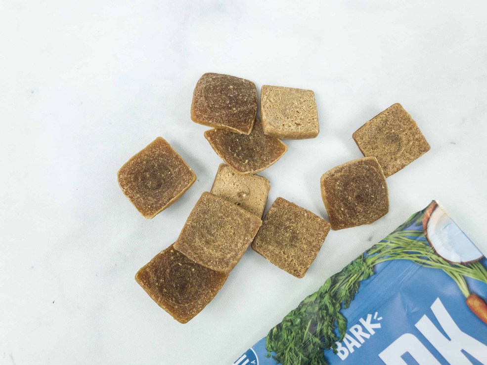 Barkbox August 2018 Subscription Box Review + Coupon - hello subscription