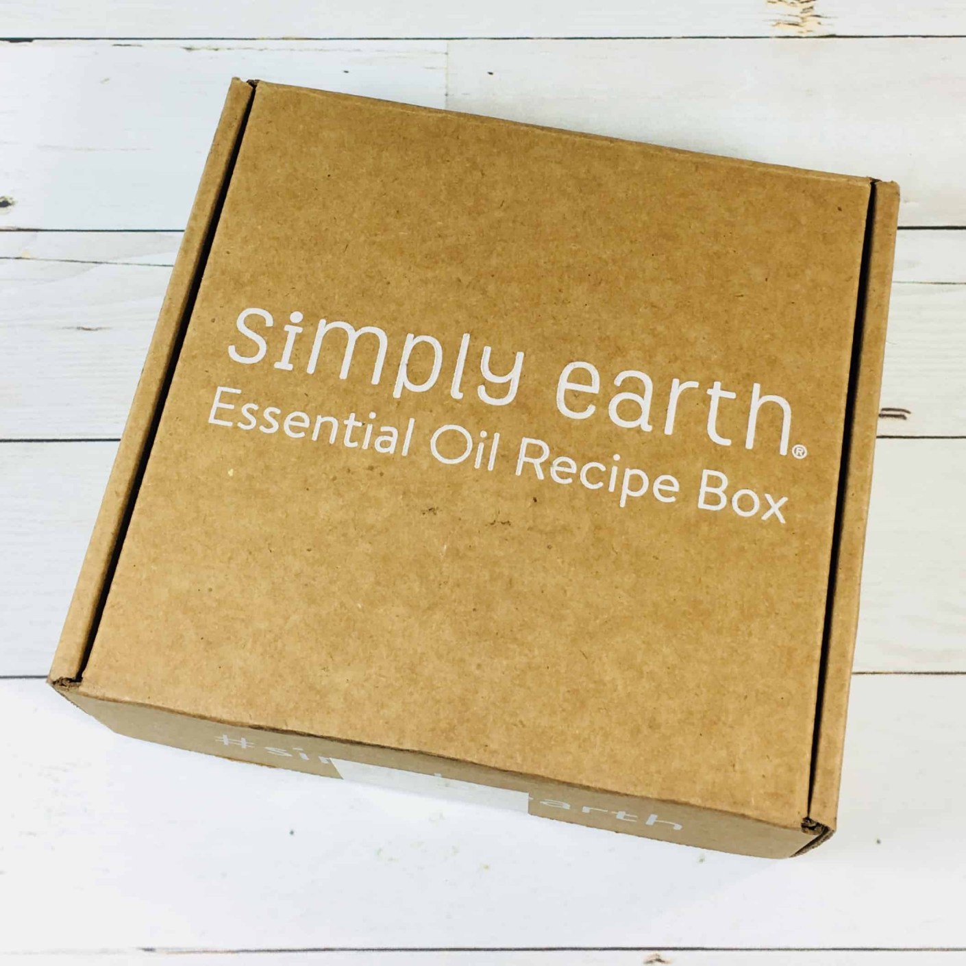 Simply Earth August 2018 Subscription Box Review + Coupons! - Hello ...