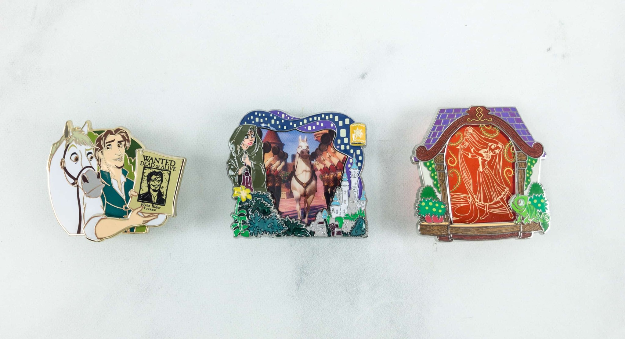 Disney Park Pack: Pin Trading Edition 2.0 Reviews: Get All The Details ...