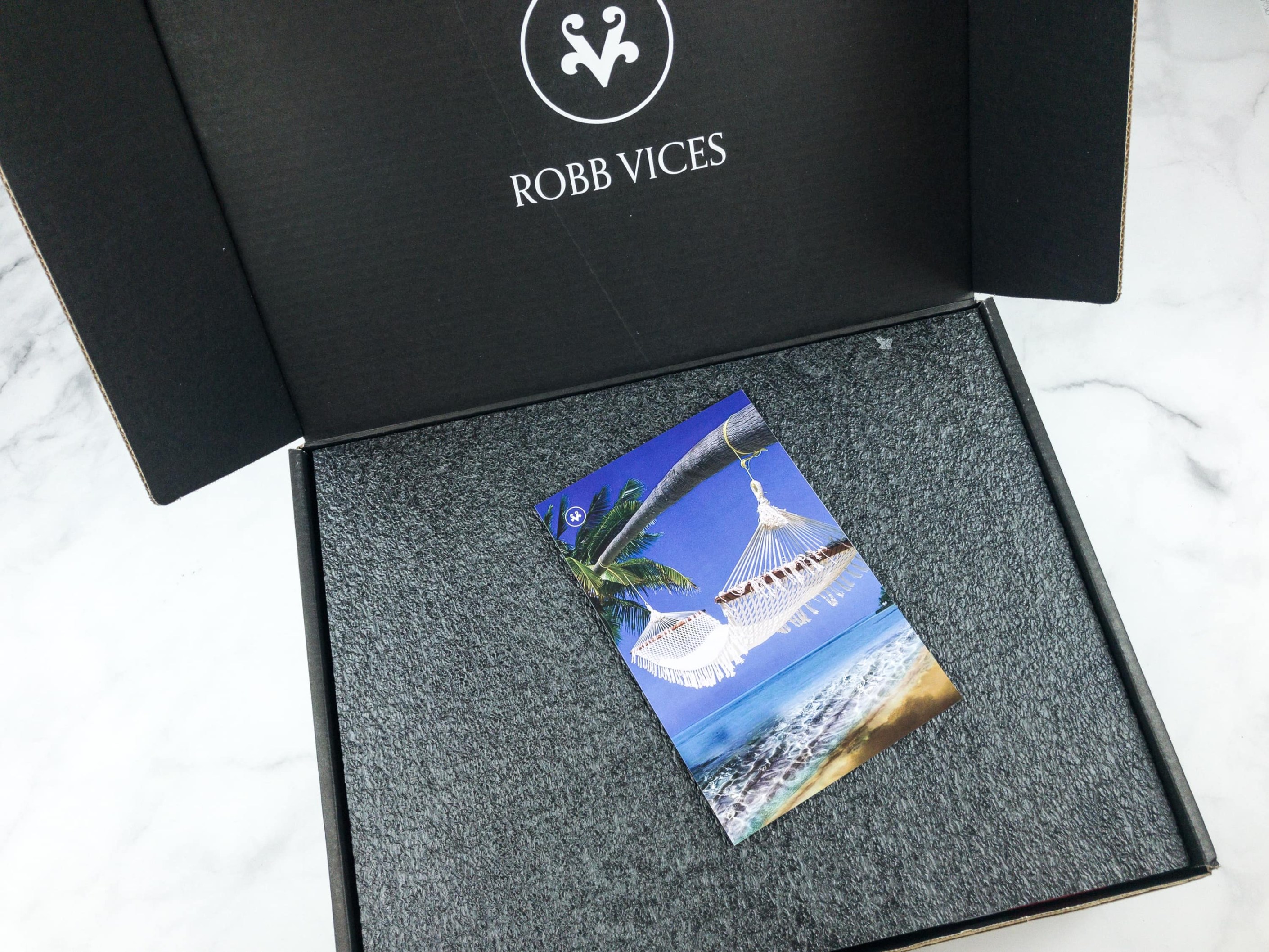 Robb Vices July 2018 Subscription Box Review + Coupon - Hello Subscription