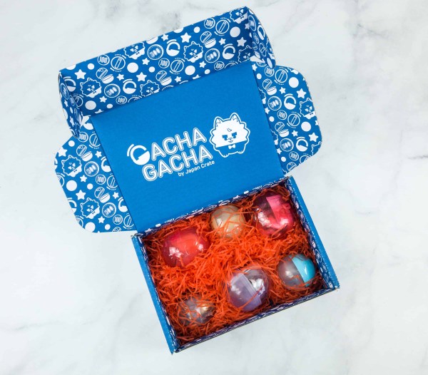 Gacha Gacha Crate October 2018 Subscription Box Review + Coupon - Hello ...