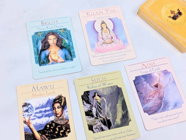 Mystic Moon Natural Magick Box Subscription Box Review - November 2018 ...