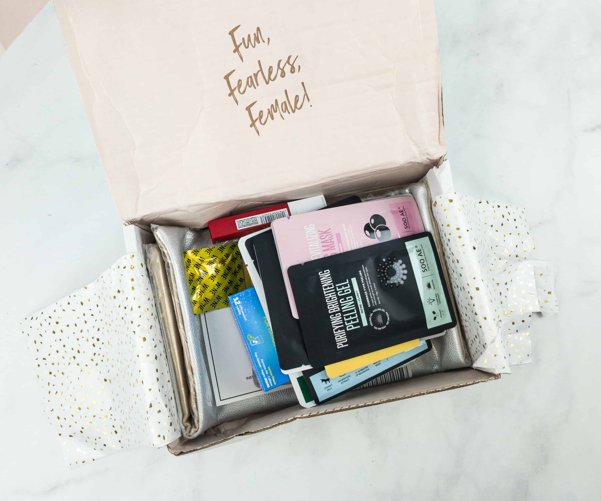 CosmoBox November 2018 Subscription Box Review - Hello Subscription