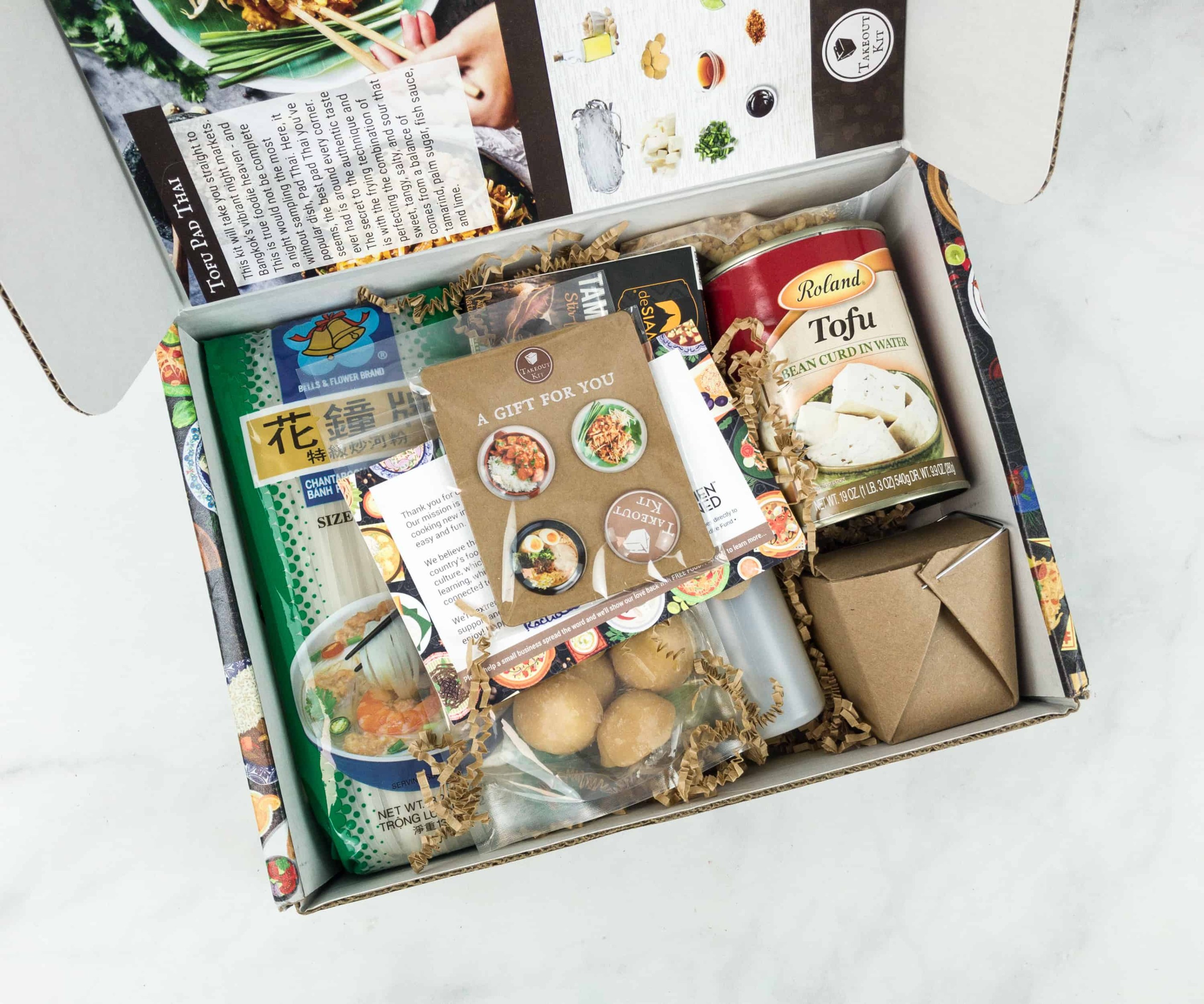 Takeout Kit December 2018 Subscription Box Review - PAD THAI - Hello ...