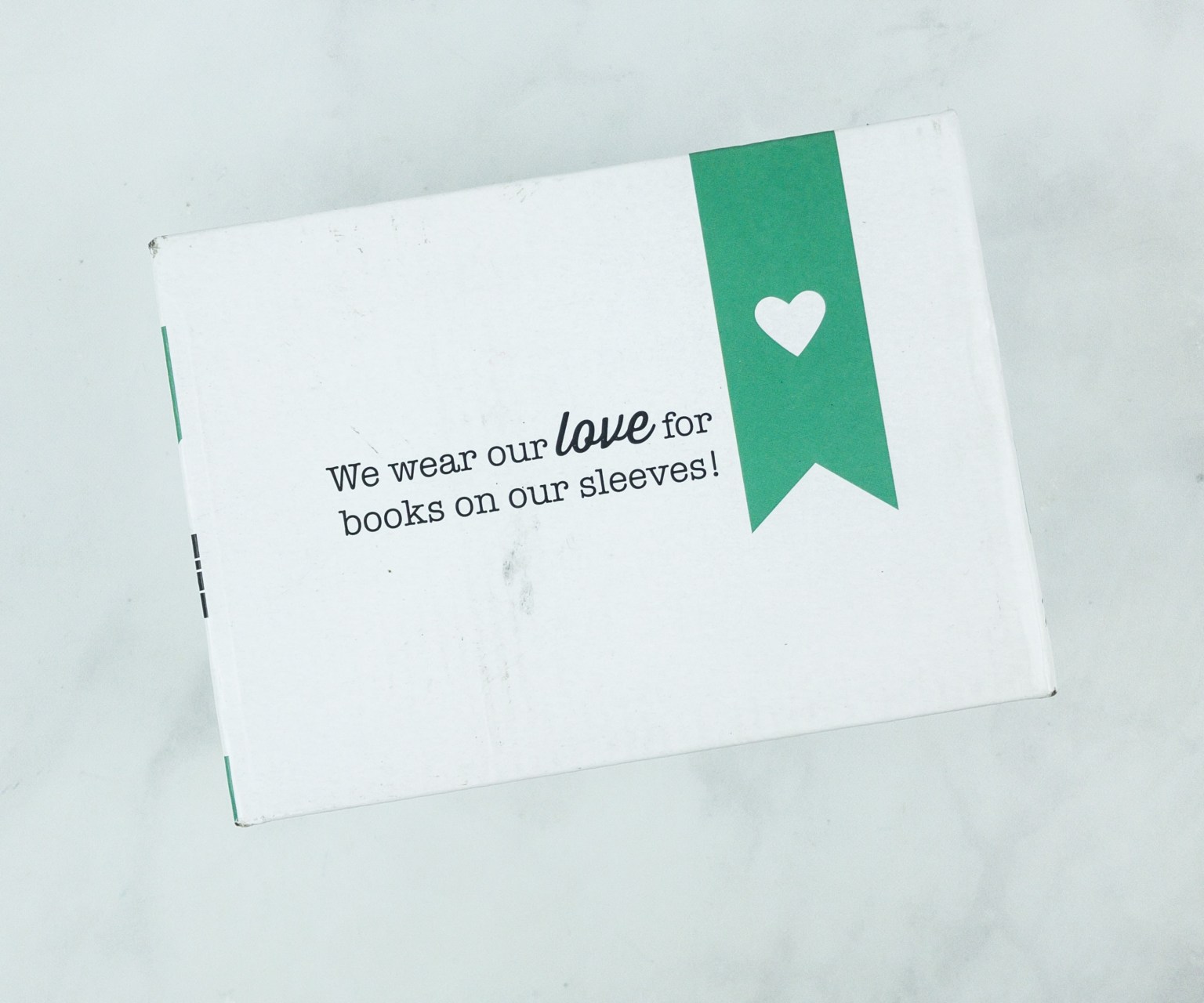 The Bookish Box December 2018 Subscription Box Review + Coupon - Hello ...