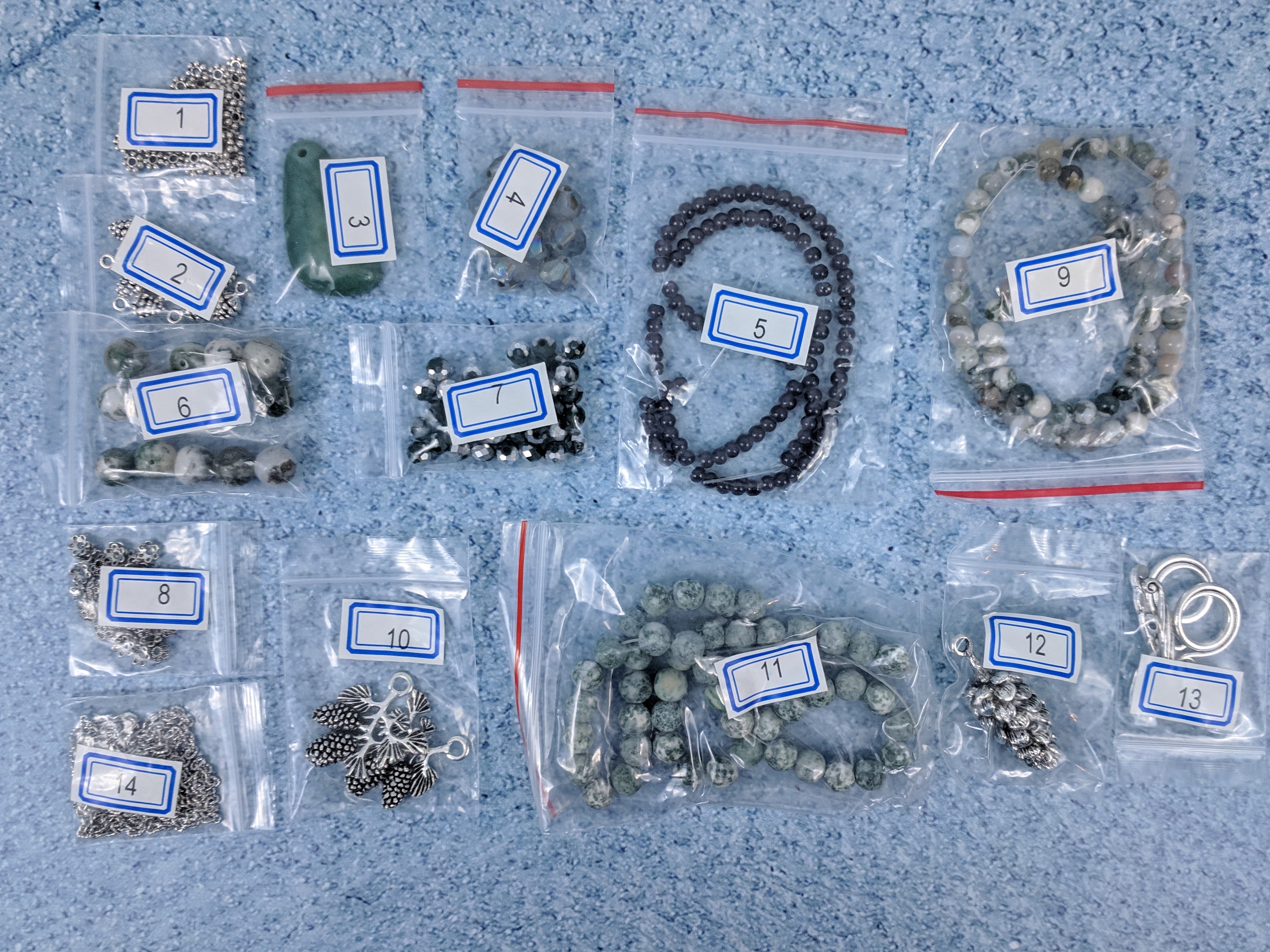 Bargain Bead Box December 2018 Subscription Box Review - hello subscription