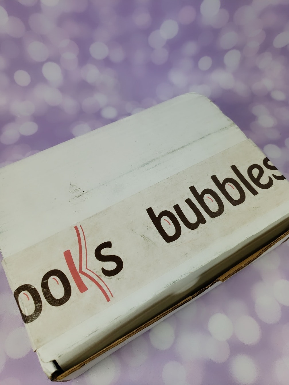Bubbles & Books Subscription Box Review + Coupon - November 2018 ...