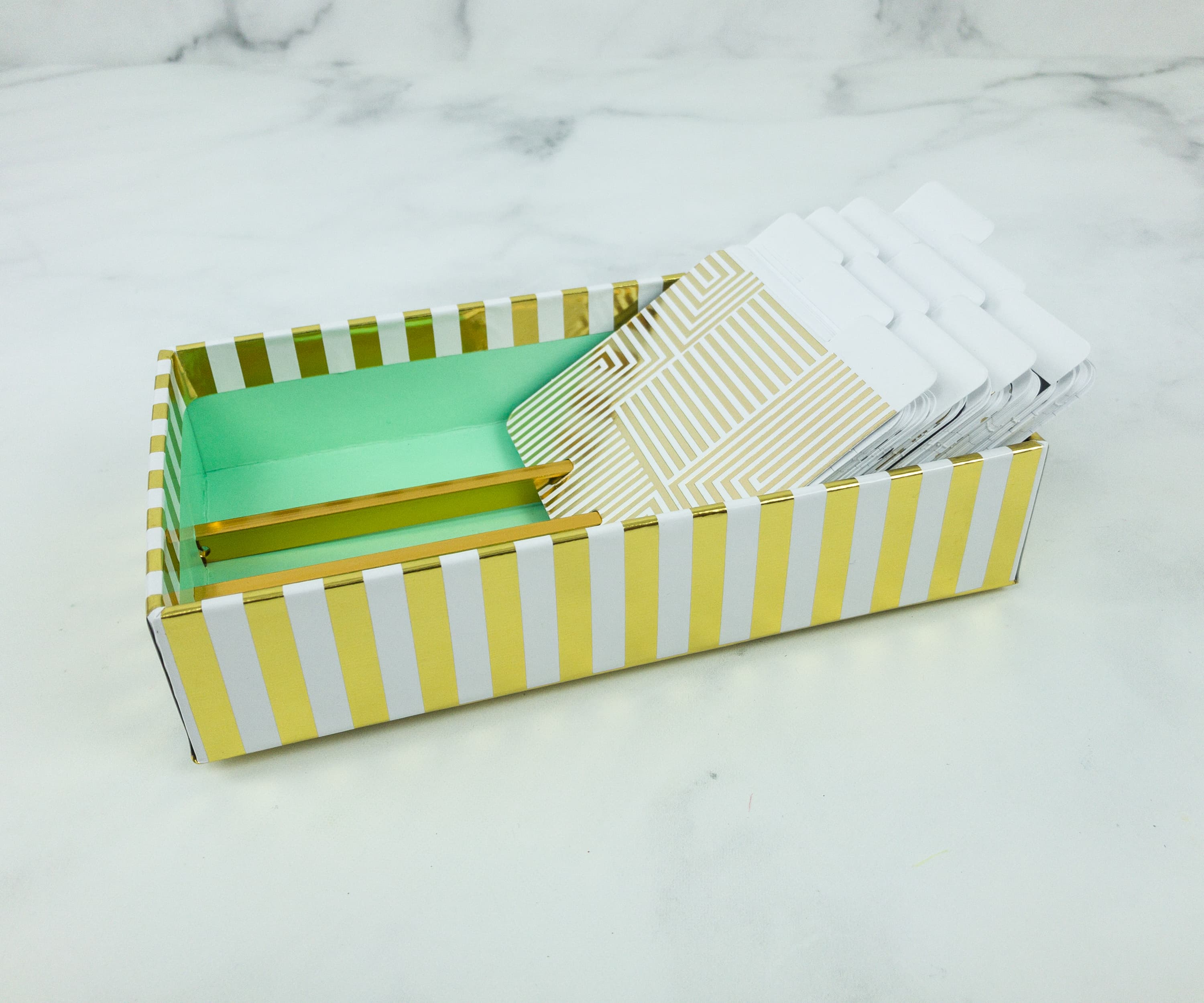Busy Bee Stationery January 2019 Subscription Box Review - hello ...