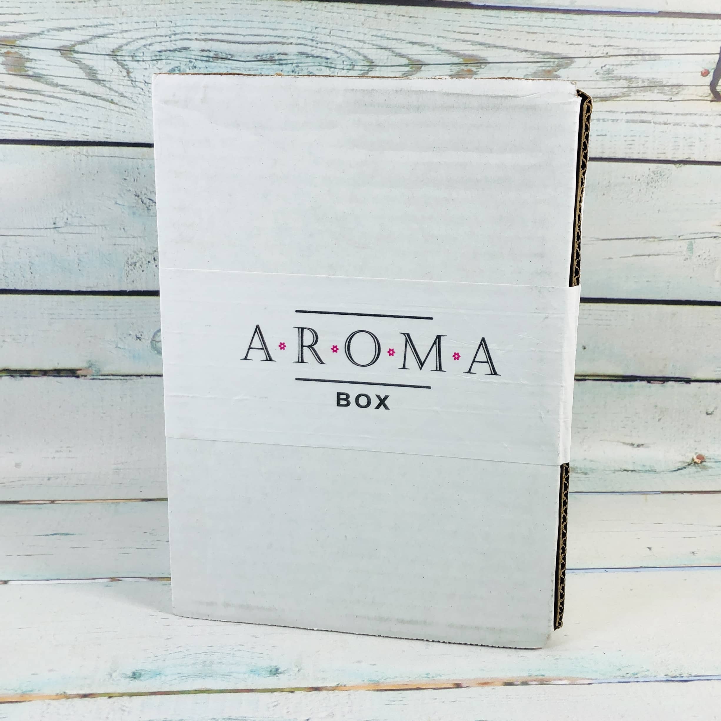AromaBox by AromaGirls December 2018 Subscription Box Review + Coupon ...