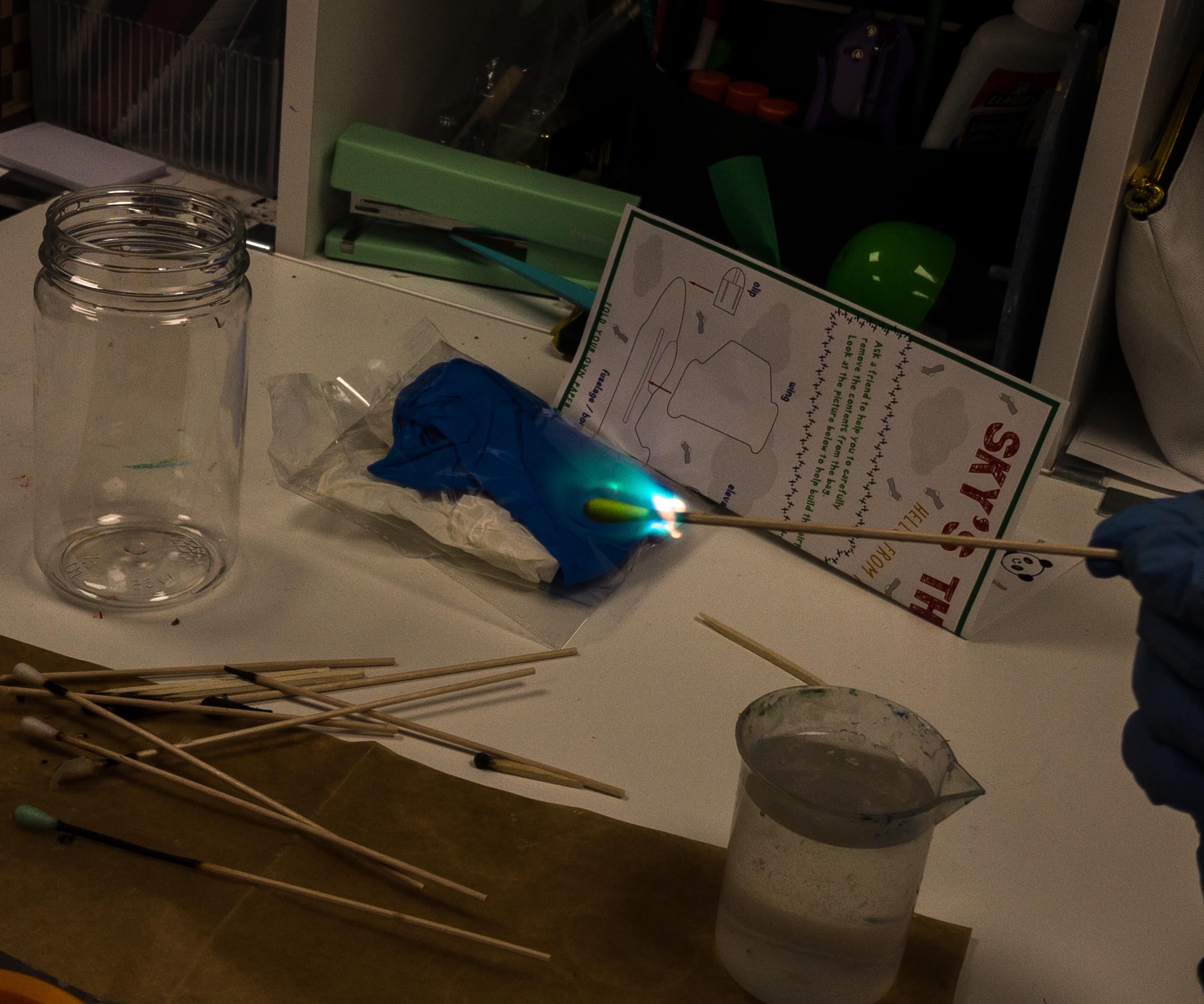 KiwiCo Chemistry Pack Fire Lab Review - hello subscription