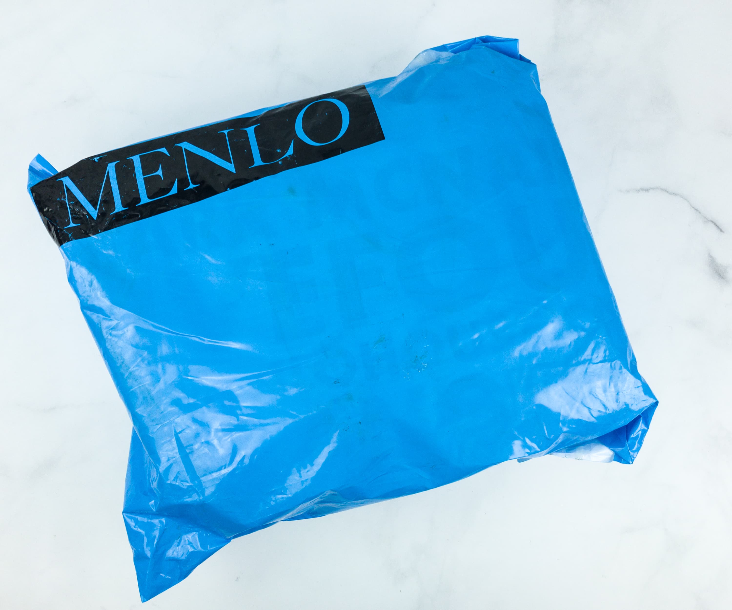 Menlo Club April 2019 Subscription Box Review + Coupon - Hello Subscription