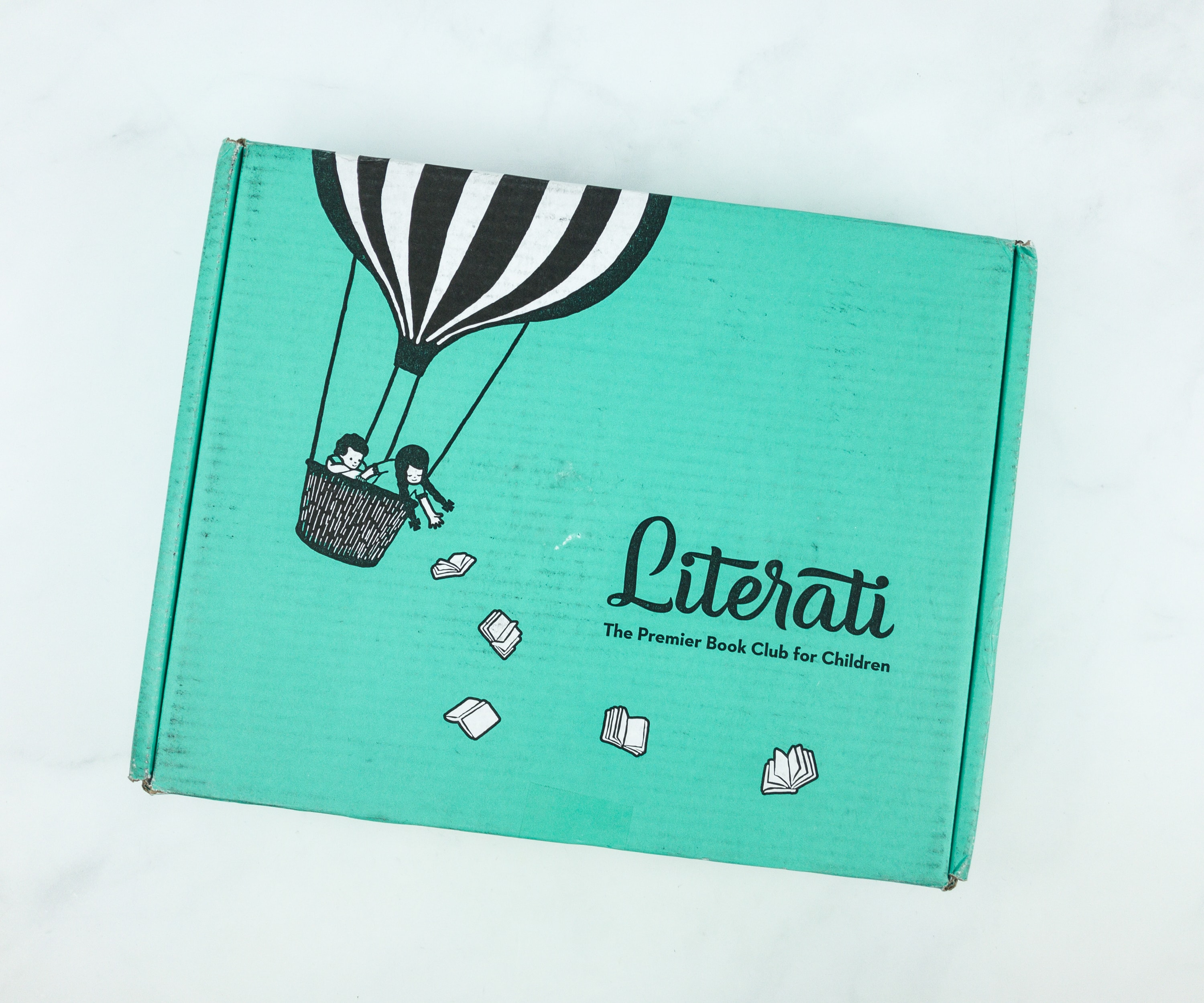 Literati Kids May 2019 Review + Coupon - CLUB SPROUT - Hello Subscription