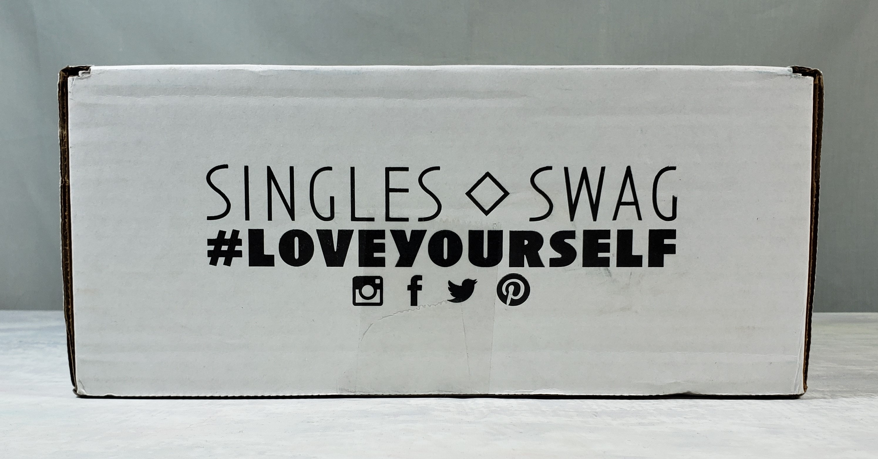 SinglesSwag Subscription Box Review & Coupon - April 2019 - Hello ...