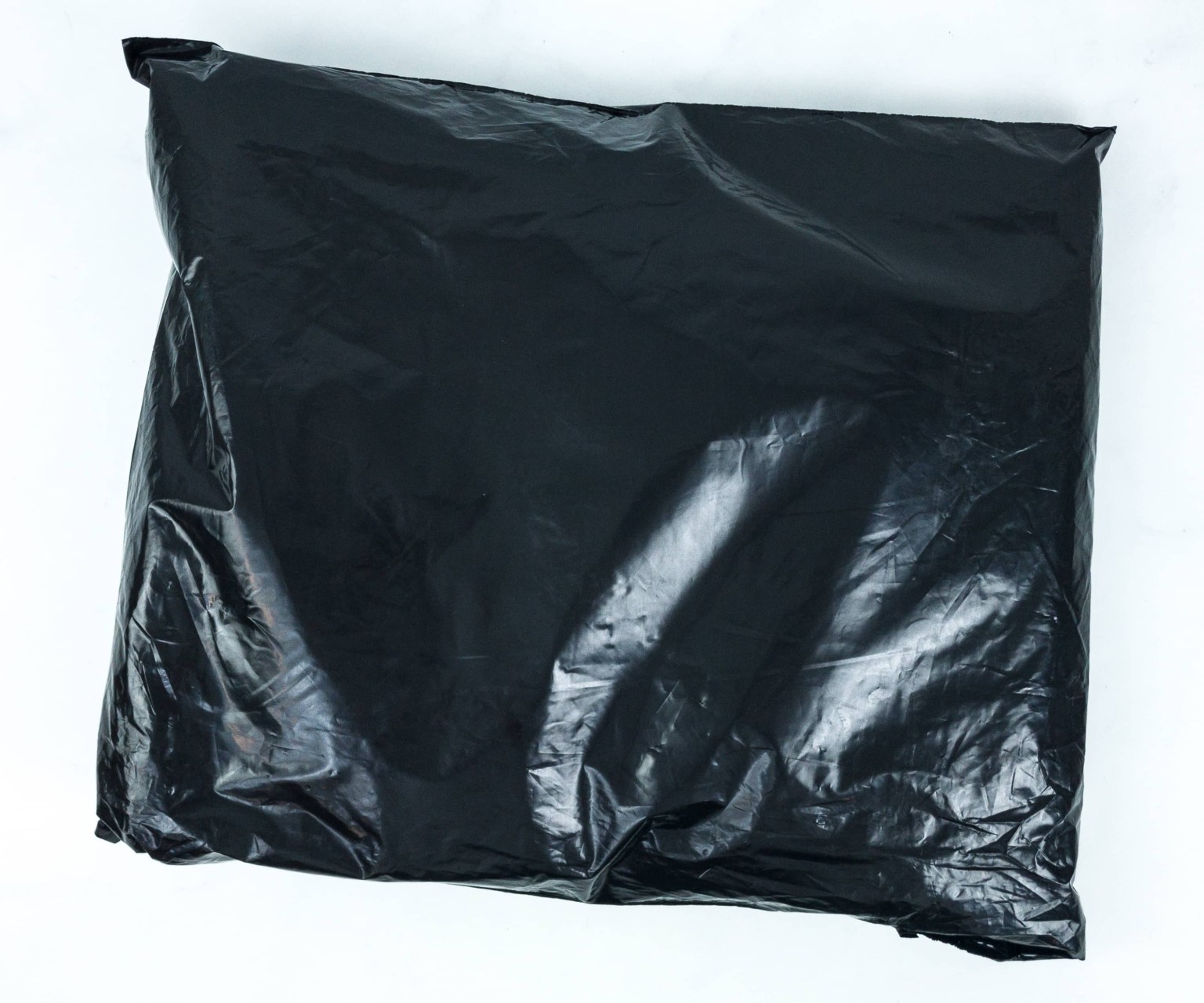 Menlo Club May 2019 Subscription Box Review + Coupon - Hello Subscription