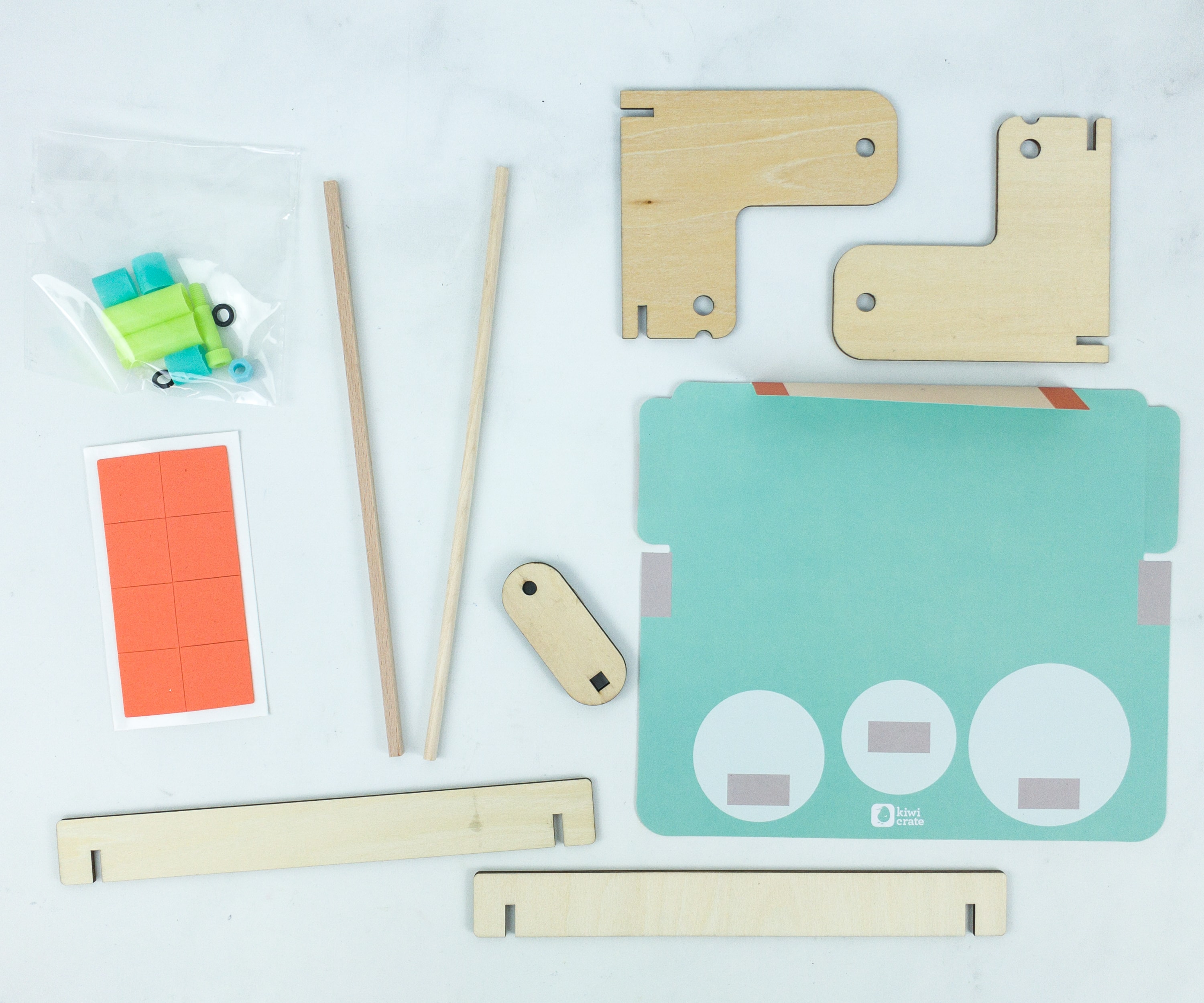 Kiwi Crate Review & 40% Off Coupon - MUSIC MACHINES - hello subscription