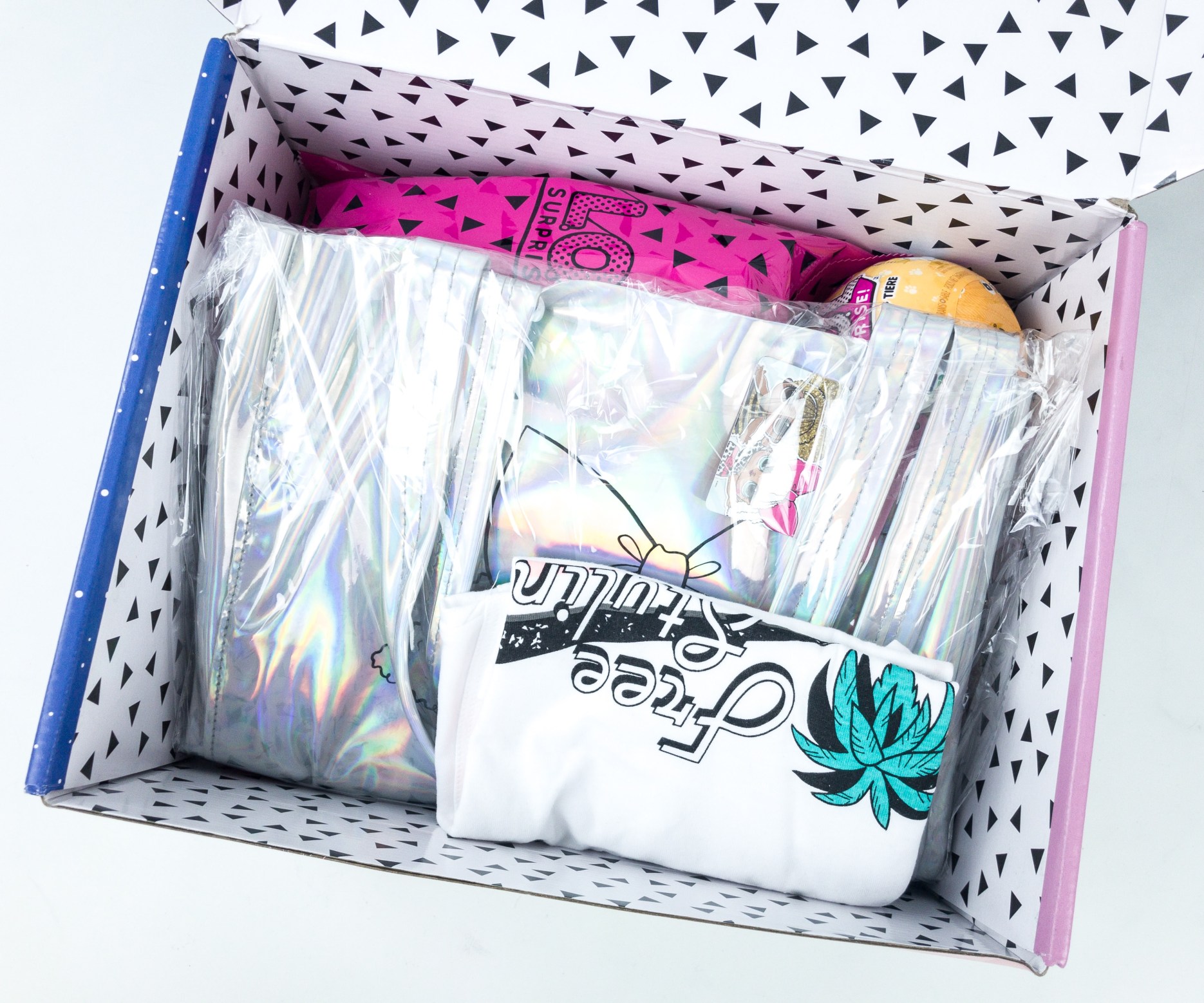 LOL Surprise Box Fall 2019 Subscription Box Review - Hello Subscription