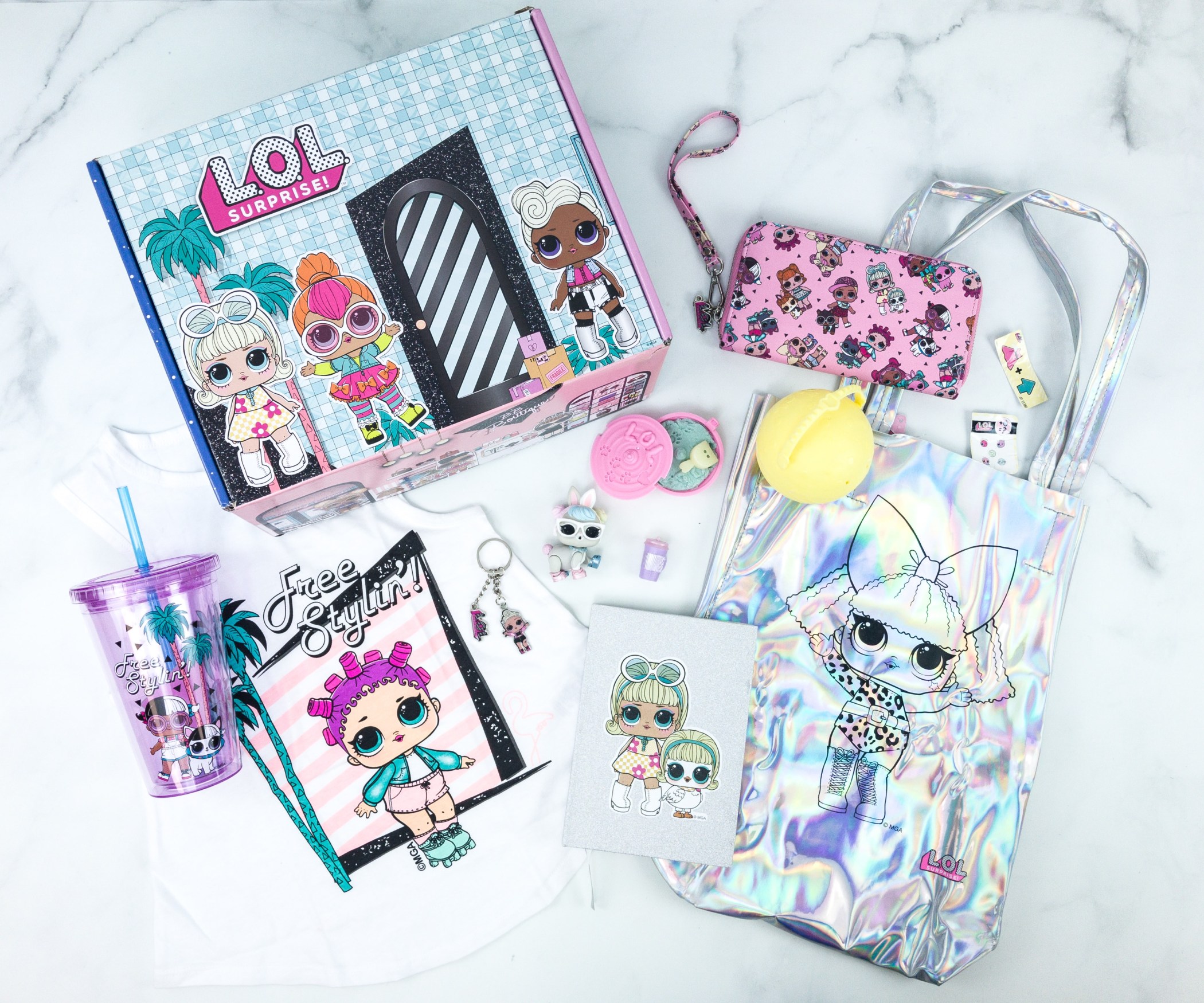 LOL Surprise Box Reviews: Get All The Details At Hello Subscription!