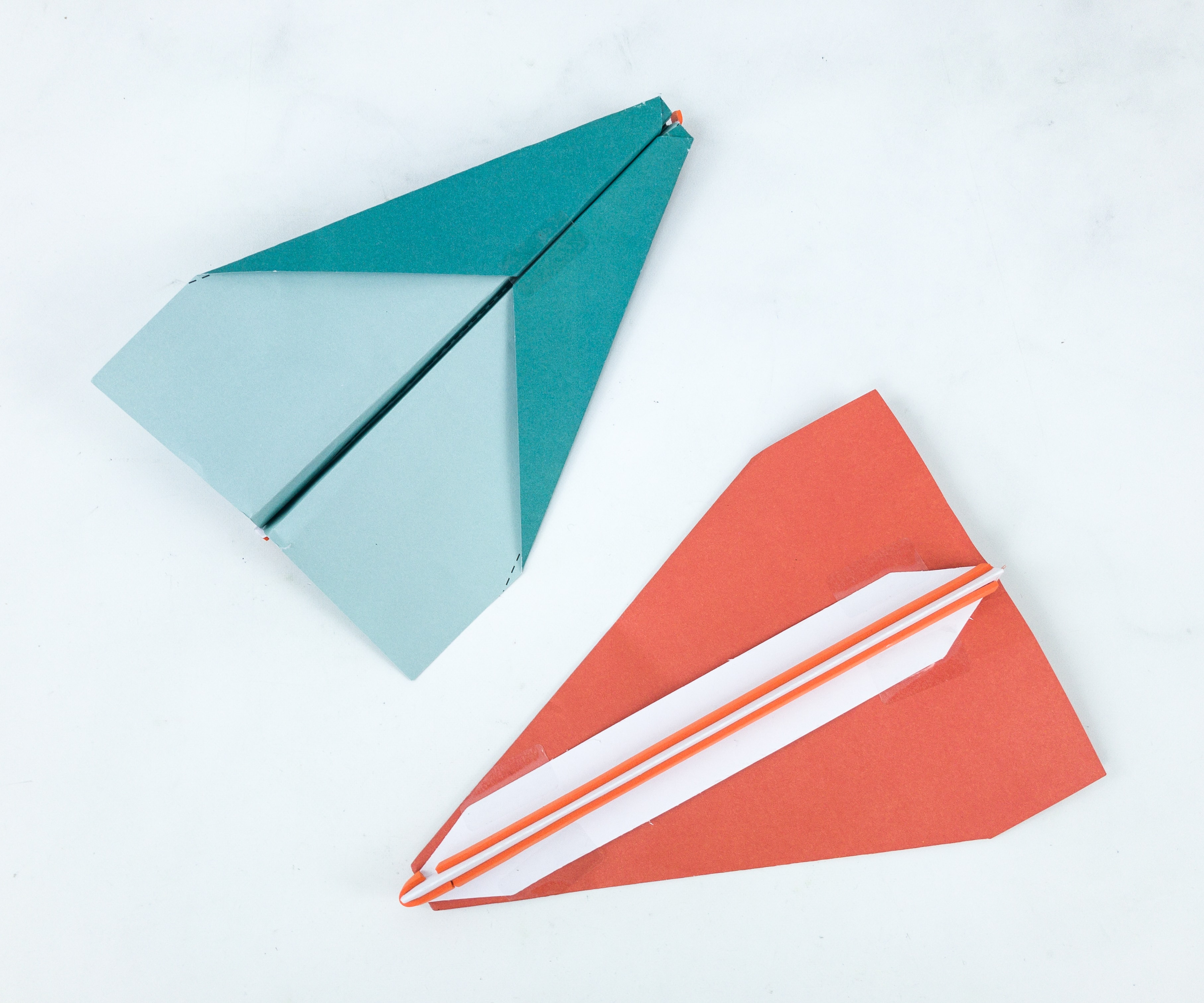 Tinker Crate Review & Coupon - PAPER AIRPLANE LAUNCHER - hello subscription