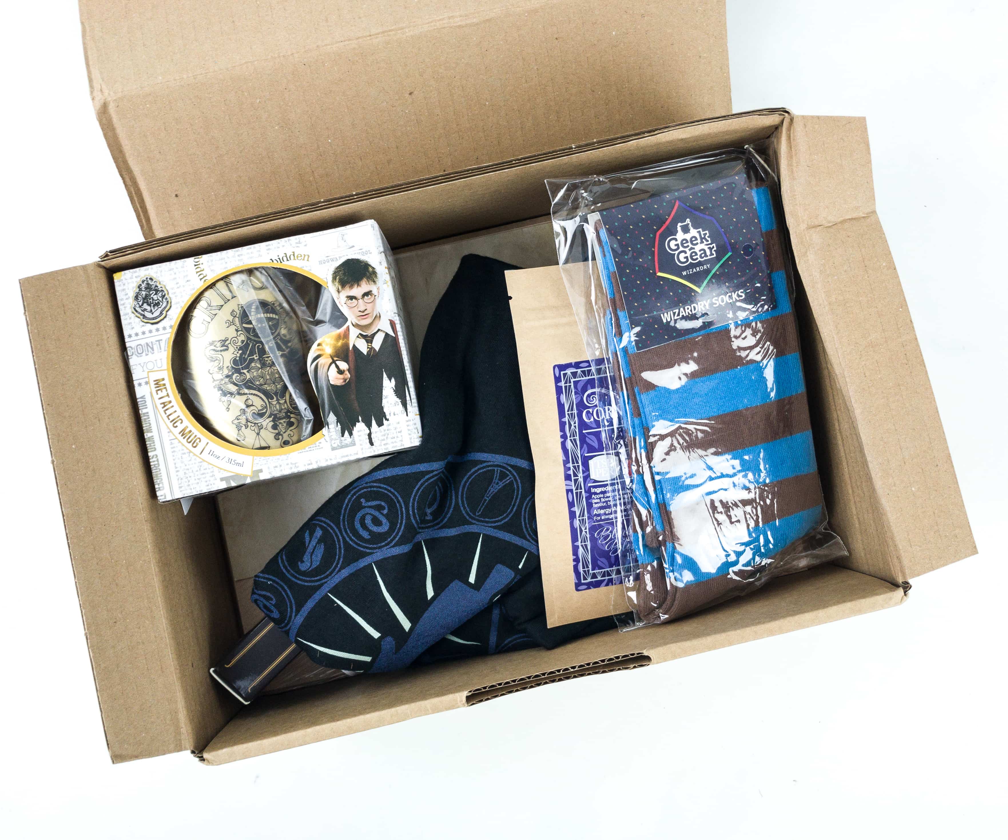 Geek Gear World of Wizardry August 2019 Subscription Box Review ...