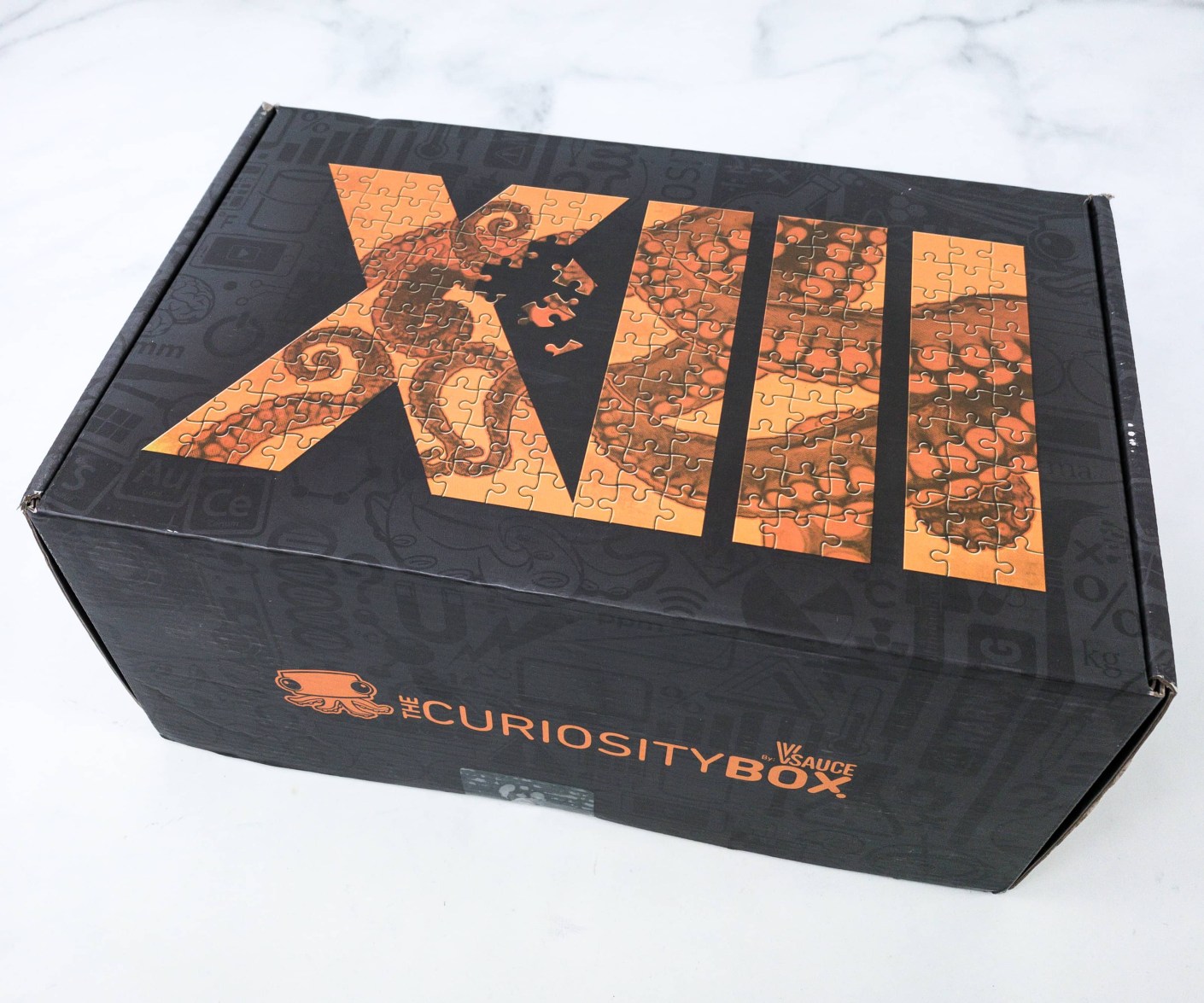 The Curiosity Box by VSauce Fall 2019 Subscription Box Review - Hello ...