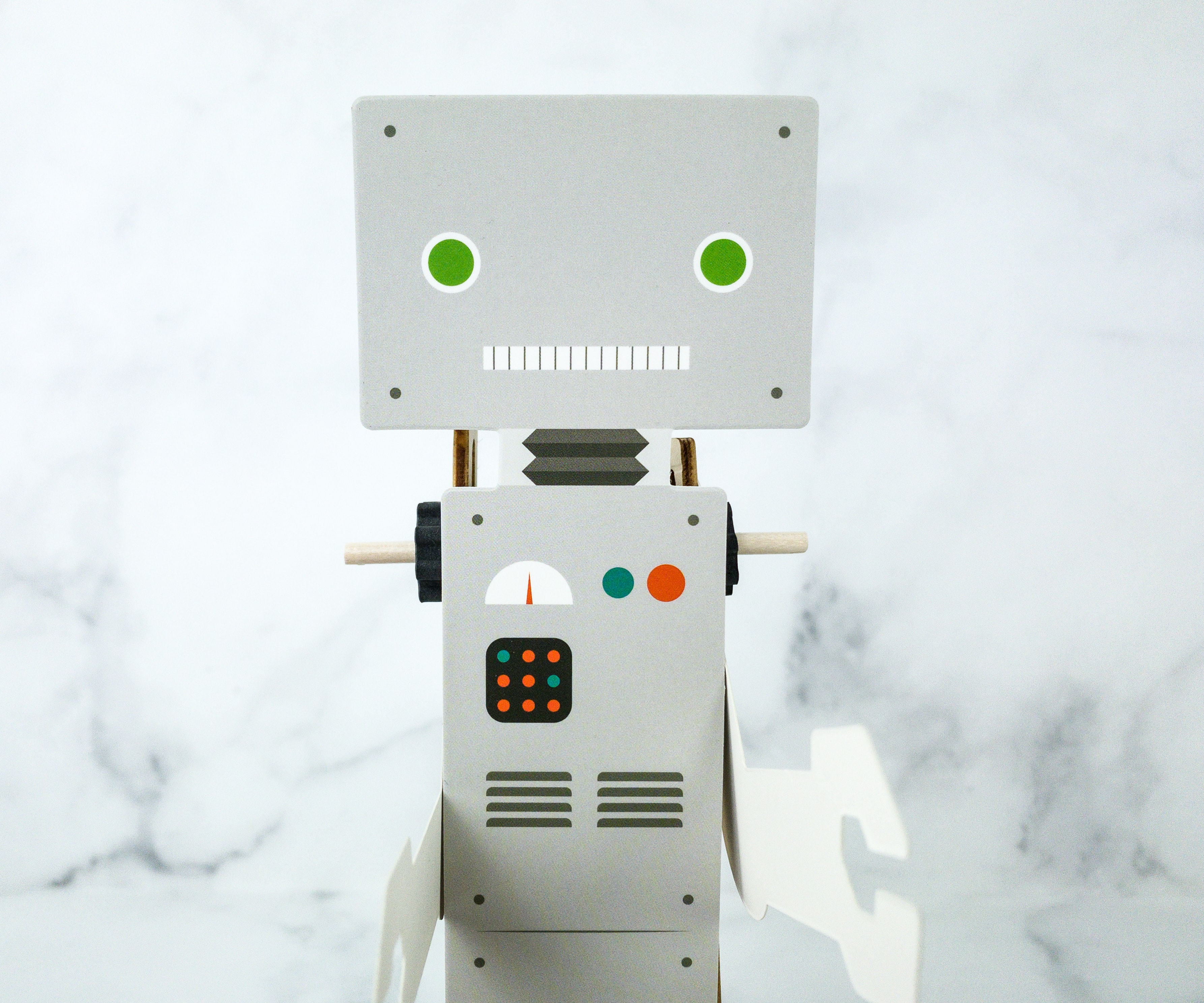 KiwiCo Tinker Crate Review & Coupon - WALKING ROBOT - hello subscription