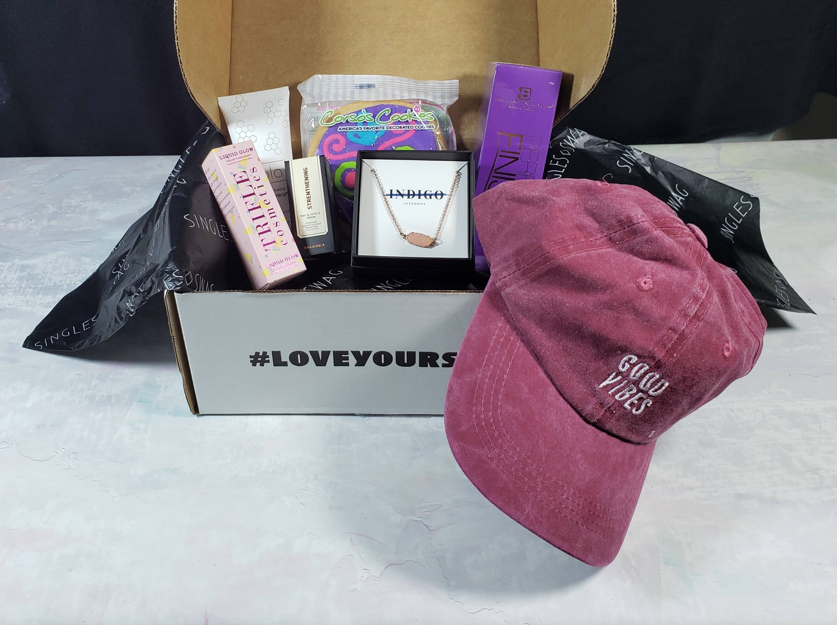 SinglesSwag Subscription Box Review & Coupon - October 2019 - Hello ...