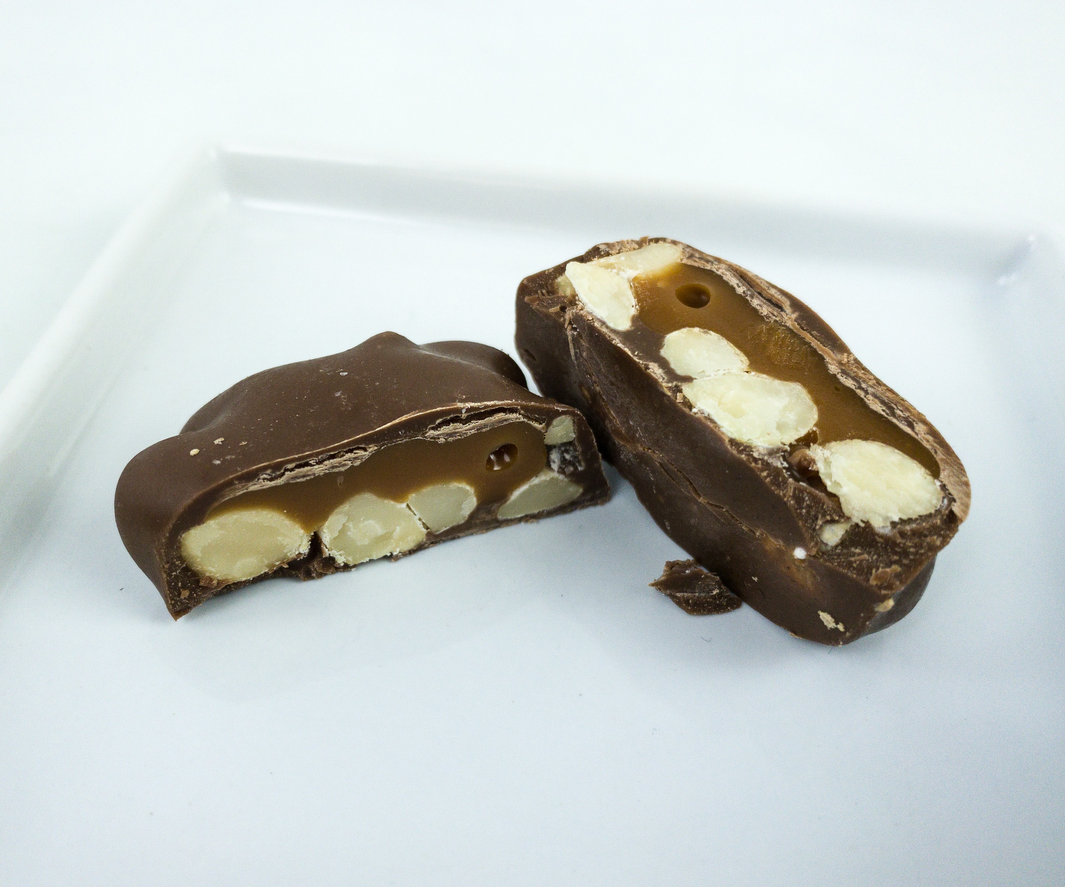 Jackie's Chocolate November 2019 Subscription Box Review + Coupon ...