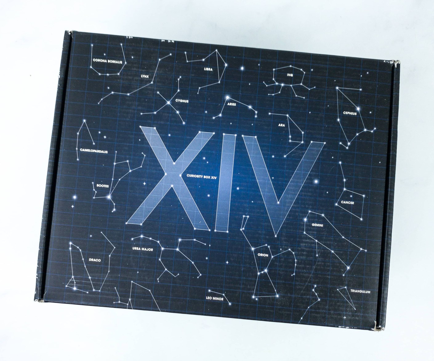 The Curiosity Box by VSauce Winter 2019 Subscription Box Review - Hello ...