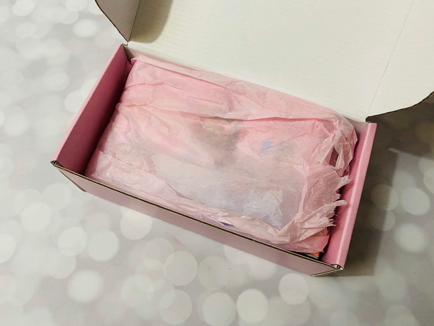 Chic Beauty Box January 2020 Subscription Box Review + Coupon! - Hello ...