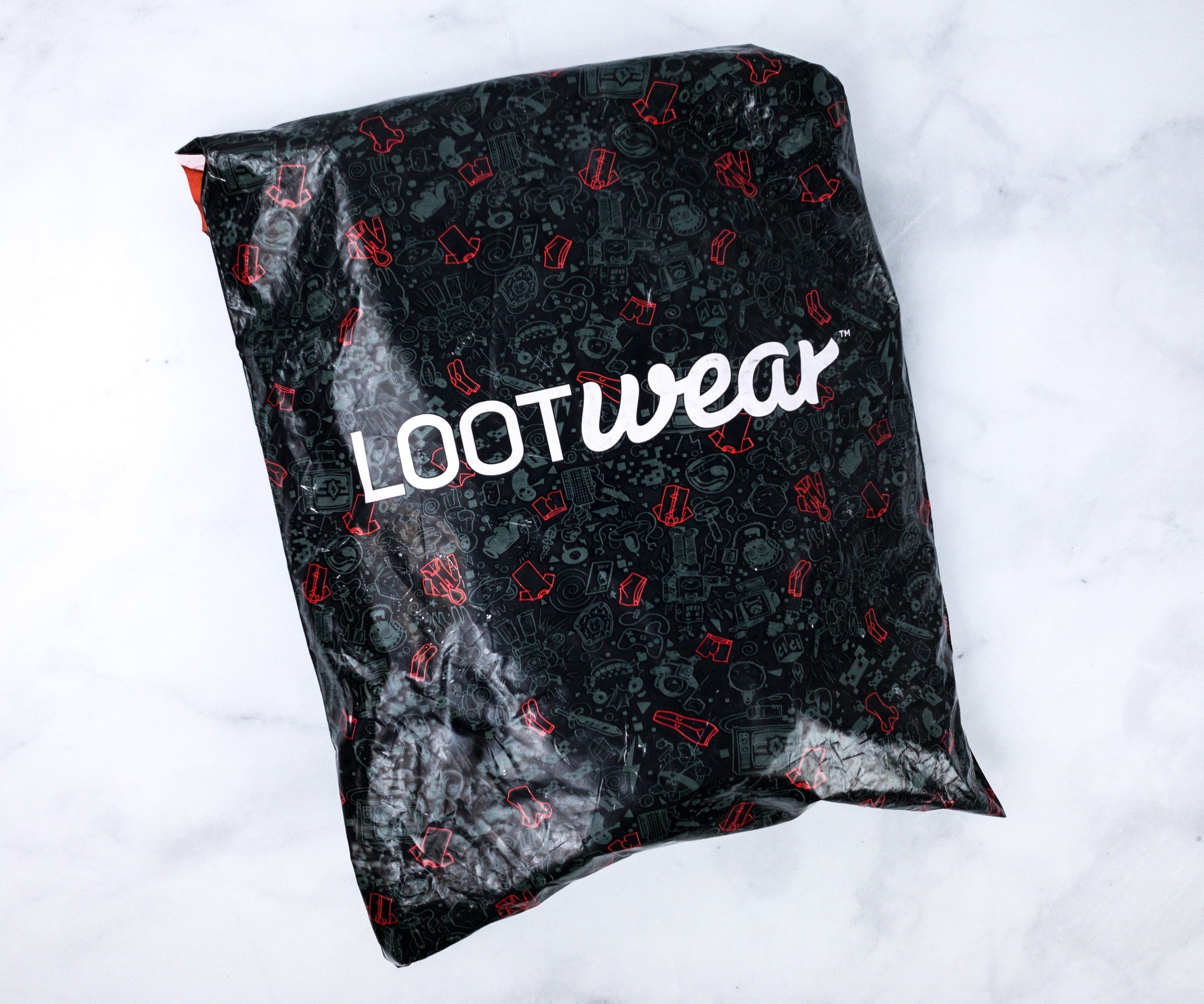 Loot For Her Subscription by Loot Crate August 2019 Review & ﻿Coupon ...